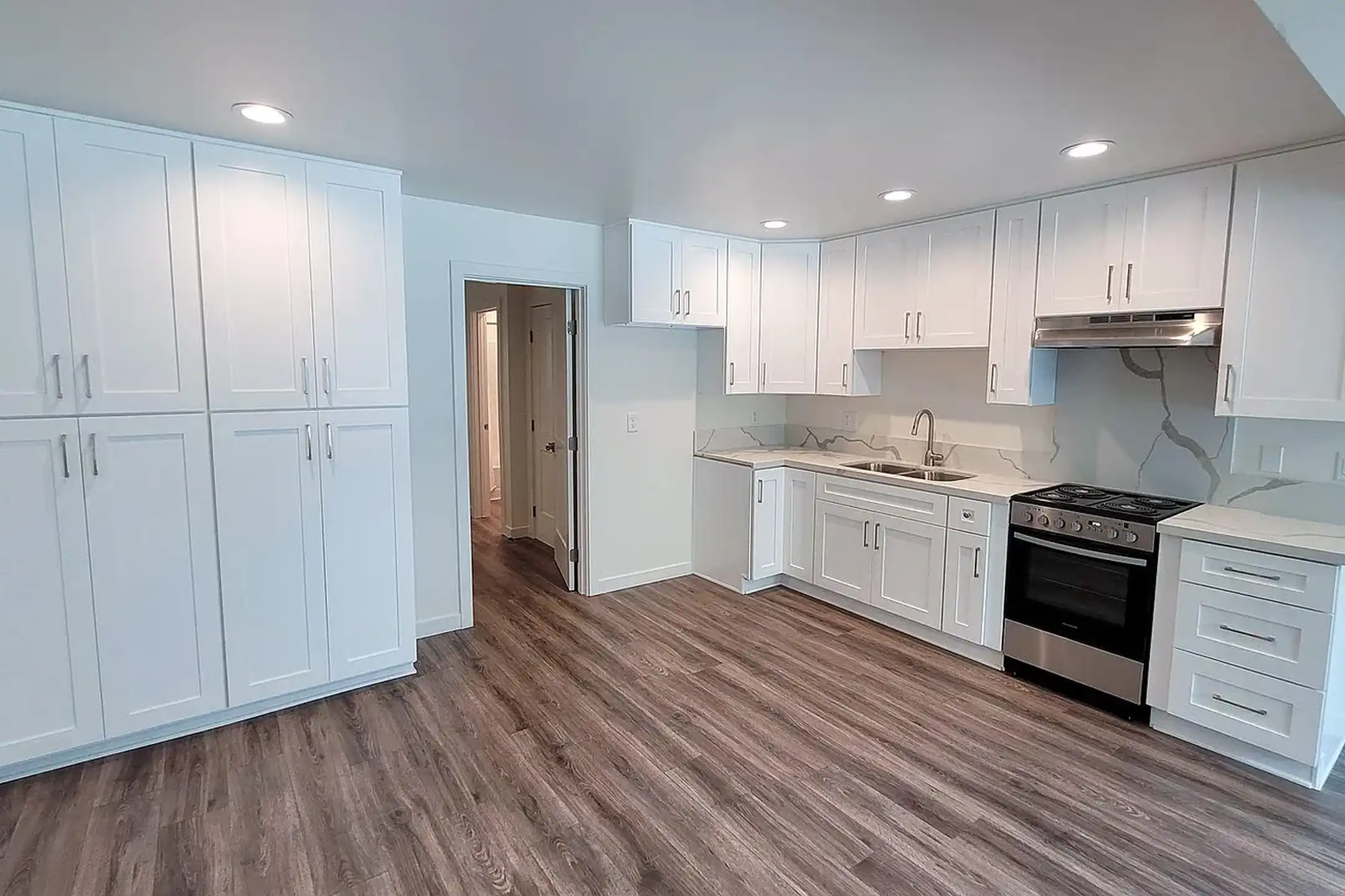 6933 N. Rosemead - San Gabriel, CA 91775 | ApartmentGuide.com