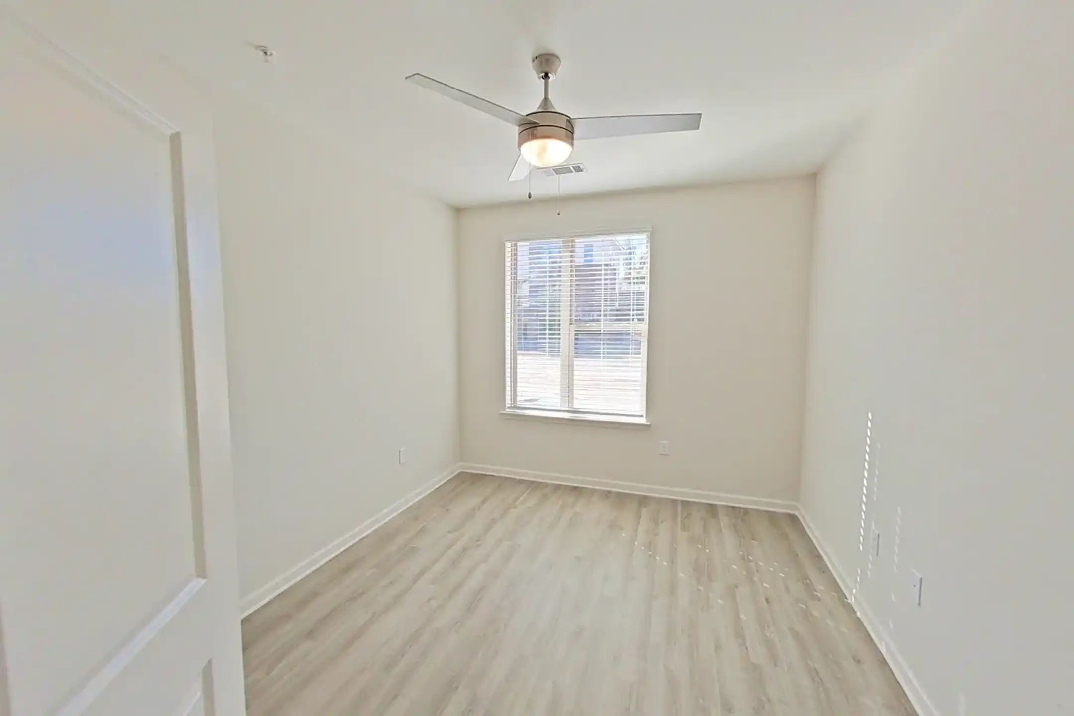 Reverie Belmont - Belmont, NC 28012 | ApartmentGuide.com