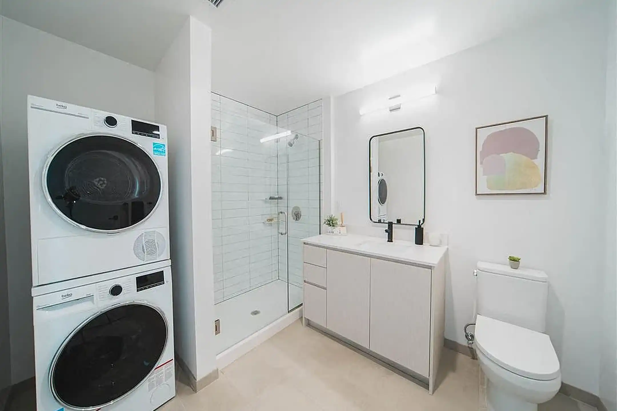 The Residences Water Square - Detroit, MI 48226 | ApartmentGuide.com