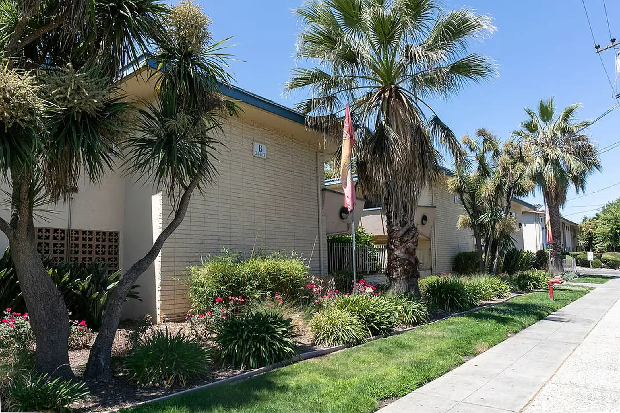 Solaris Apartments - Hayward, CA 94544 | ApartmentGuide.com