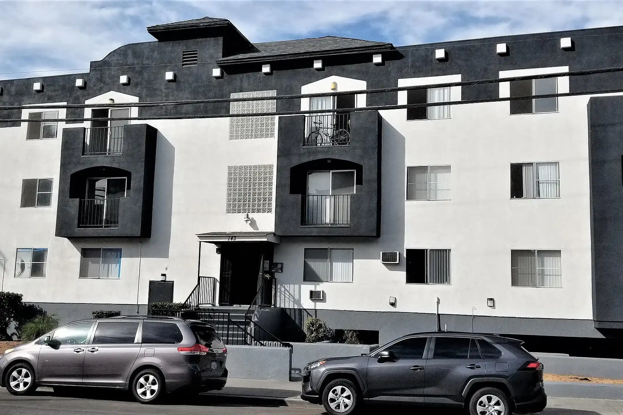 The Collective - Los Angeles, CA 90057 | ApartmentGuide.com
