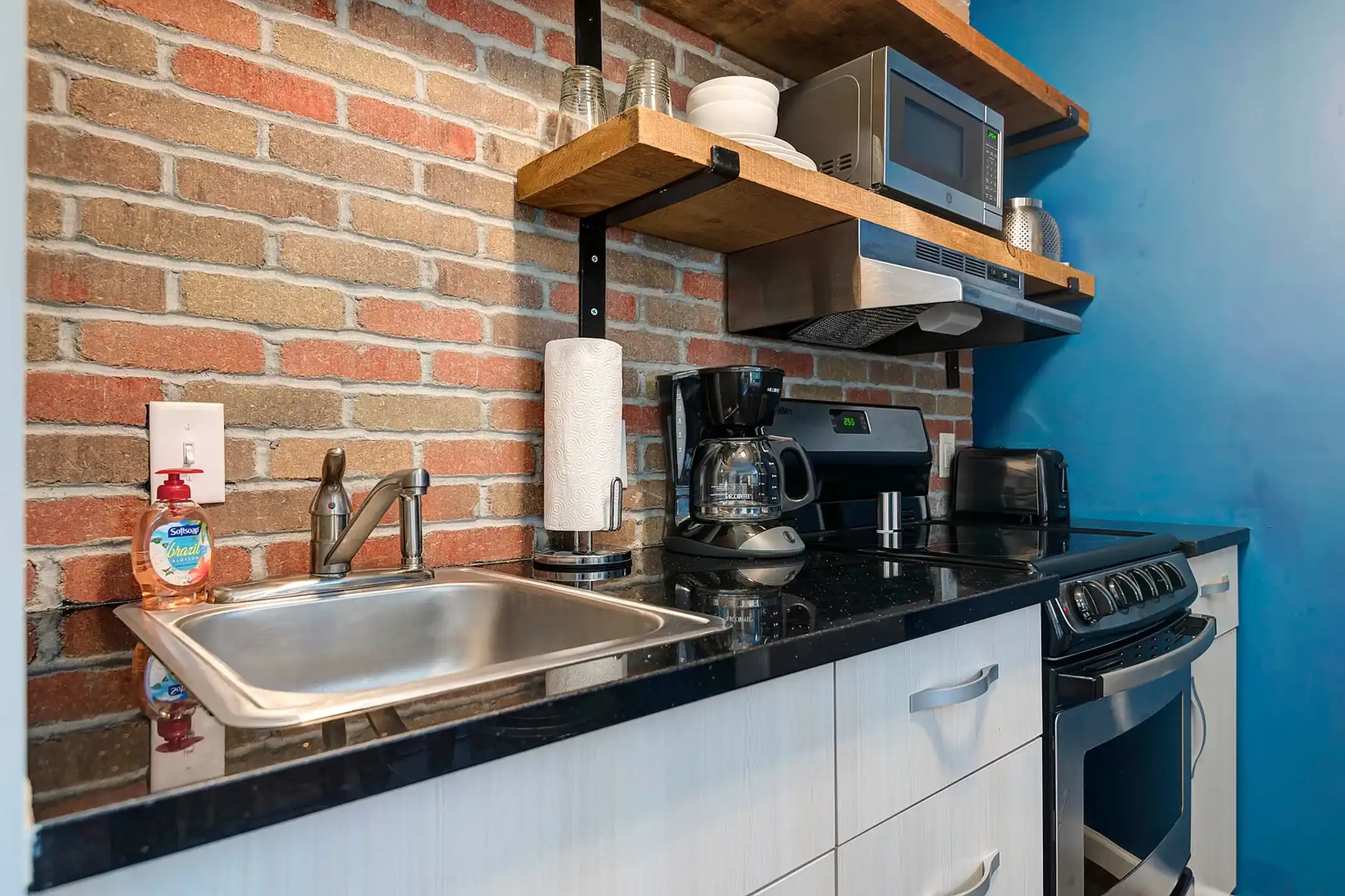 Greenway Studios - Springfield, MO 65802 | ApartmentGuide.com