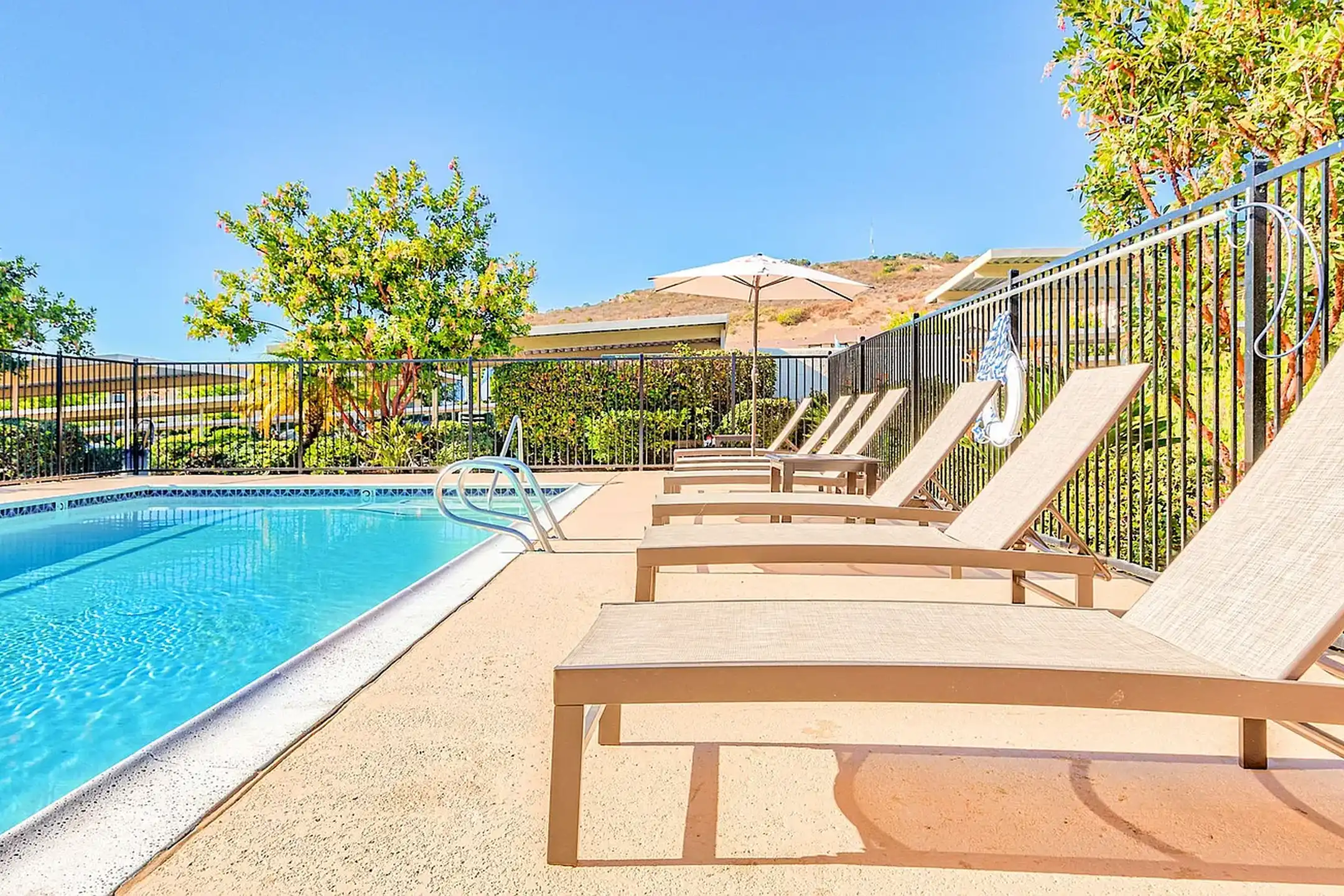 Windsor Manor Apartments - San Marcos, CA 92069 | ApartmentGuide.com