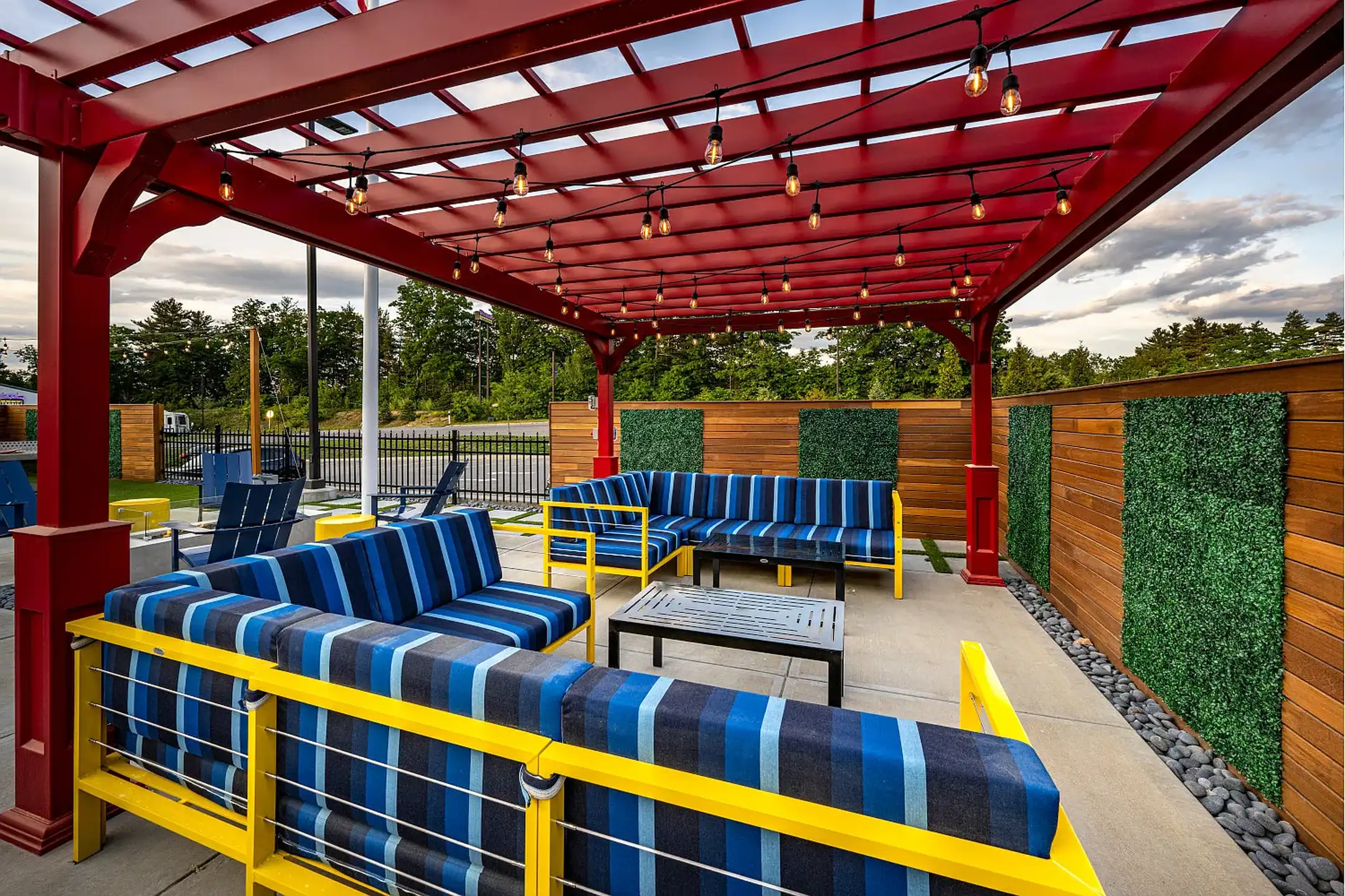 Halstead Merrimack - Merrimack, NH 03054 | ApartmentGuide.com