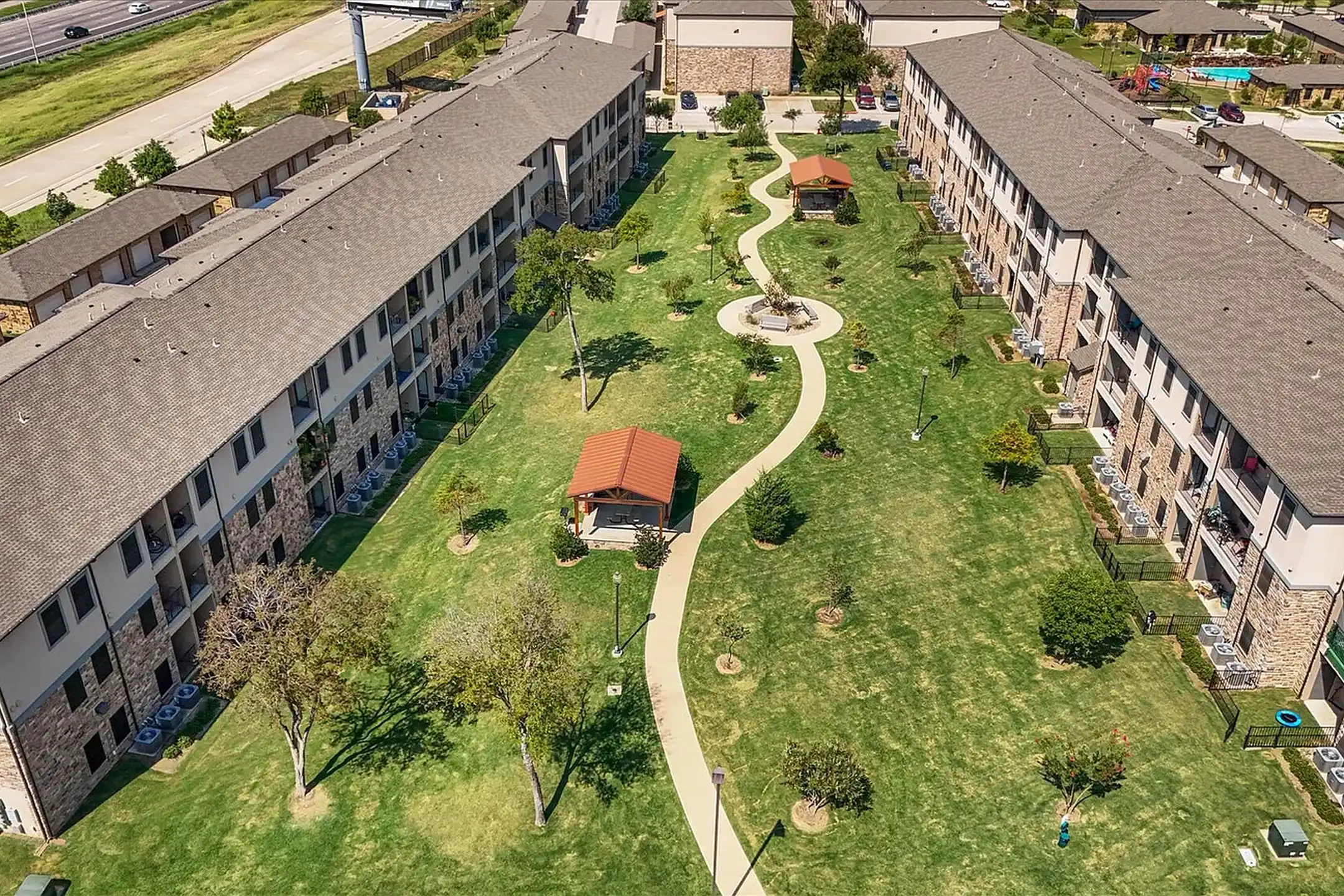 Prairie Gate Community - Grand Prairie, TX 75052 | ApartmentGuide.com
