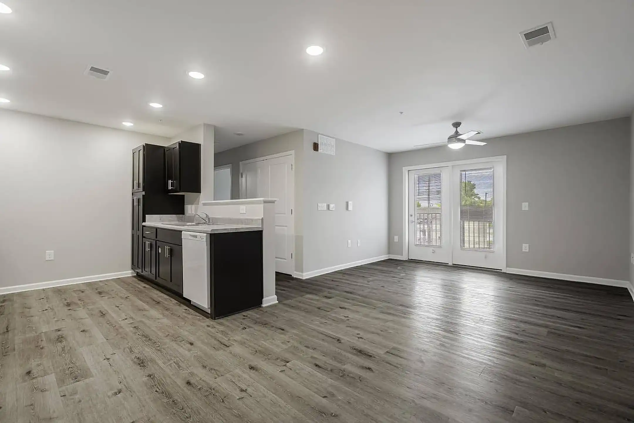 Benton Crossing - Columbia, SC 29201 | ApartmentGuide.com