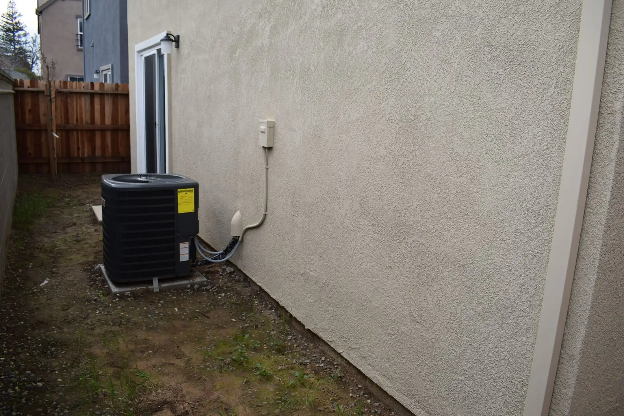 610 Ashwick Loop - Sacramento, CA 95823 | ApartmentGuide.com