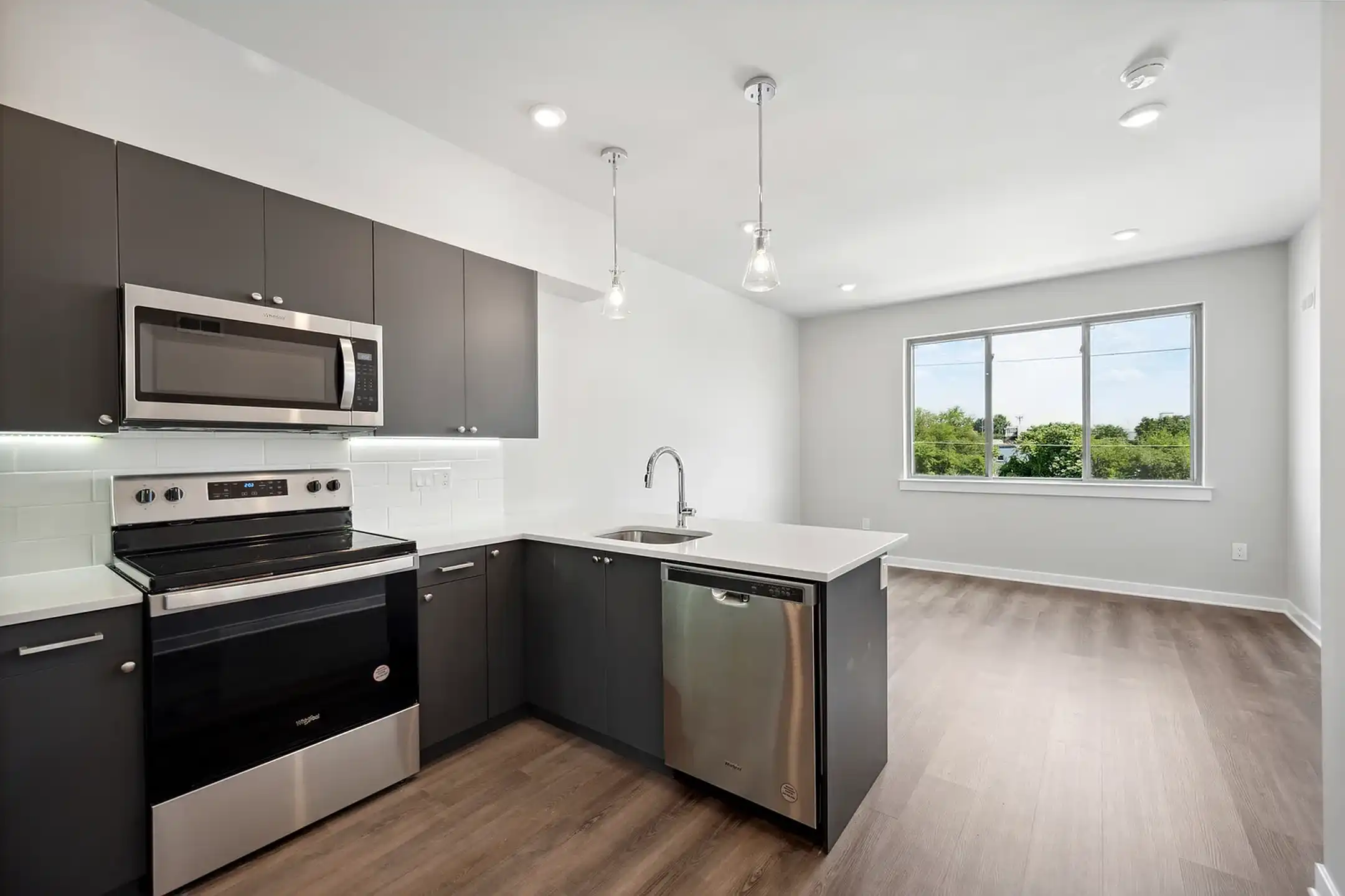 Harmony - Philadelphia, PA 19146 | ApartmentGuide.com