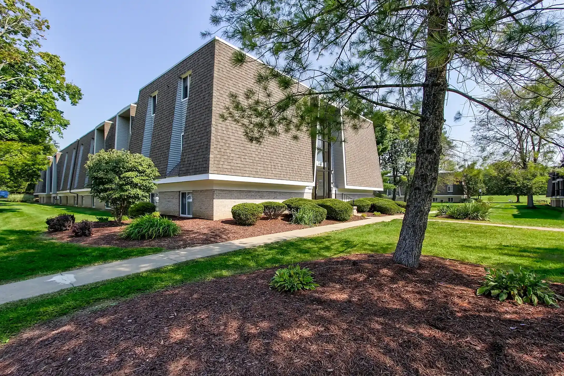 The Meadows of Boardman - Boardman, OH 44512 | ApartmentGuide.com
