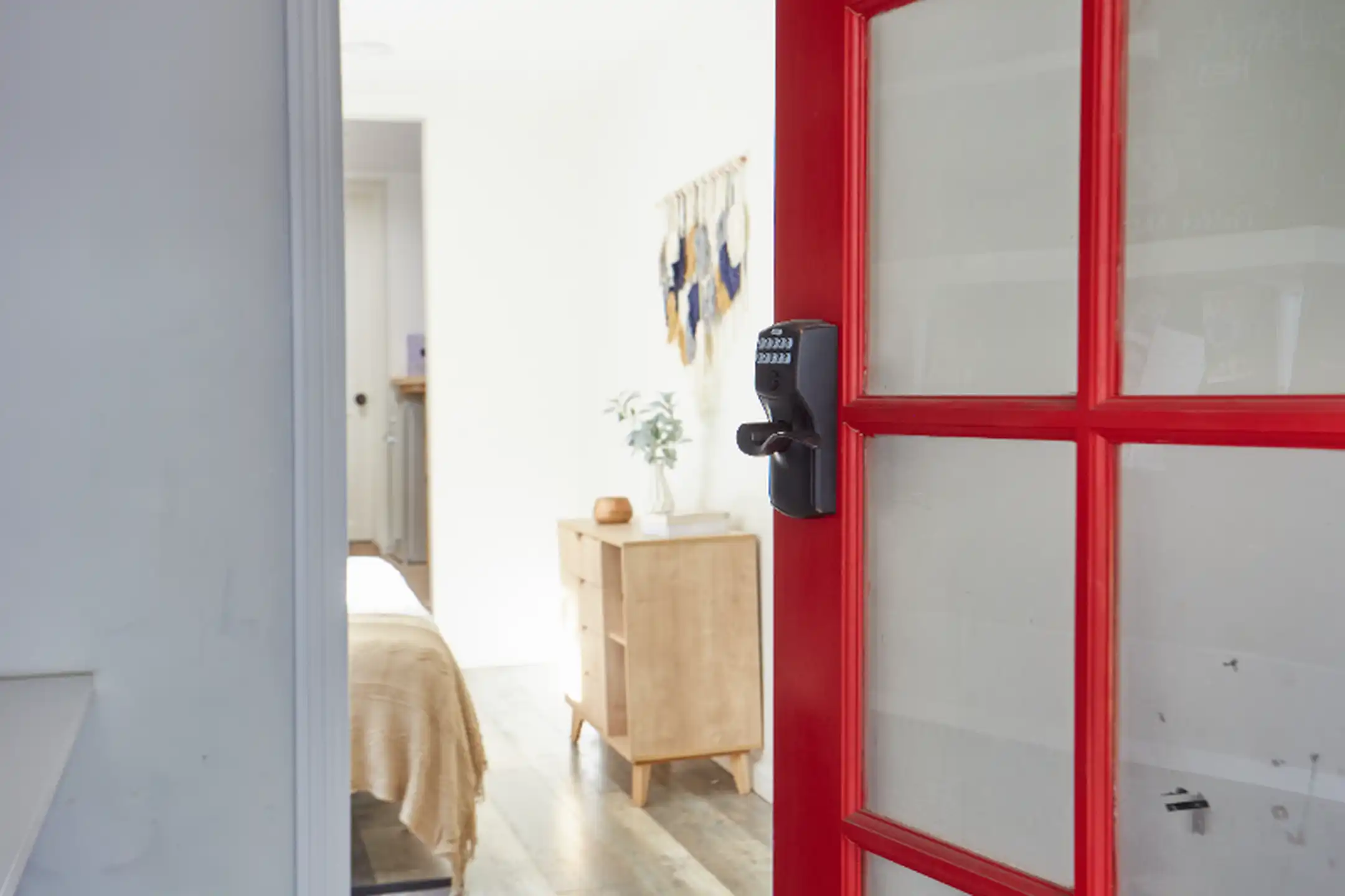 1053 N Eastman Ave unit Studio - Los Angeles, CA 90063 | ApartmentGuide.com