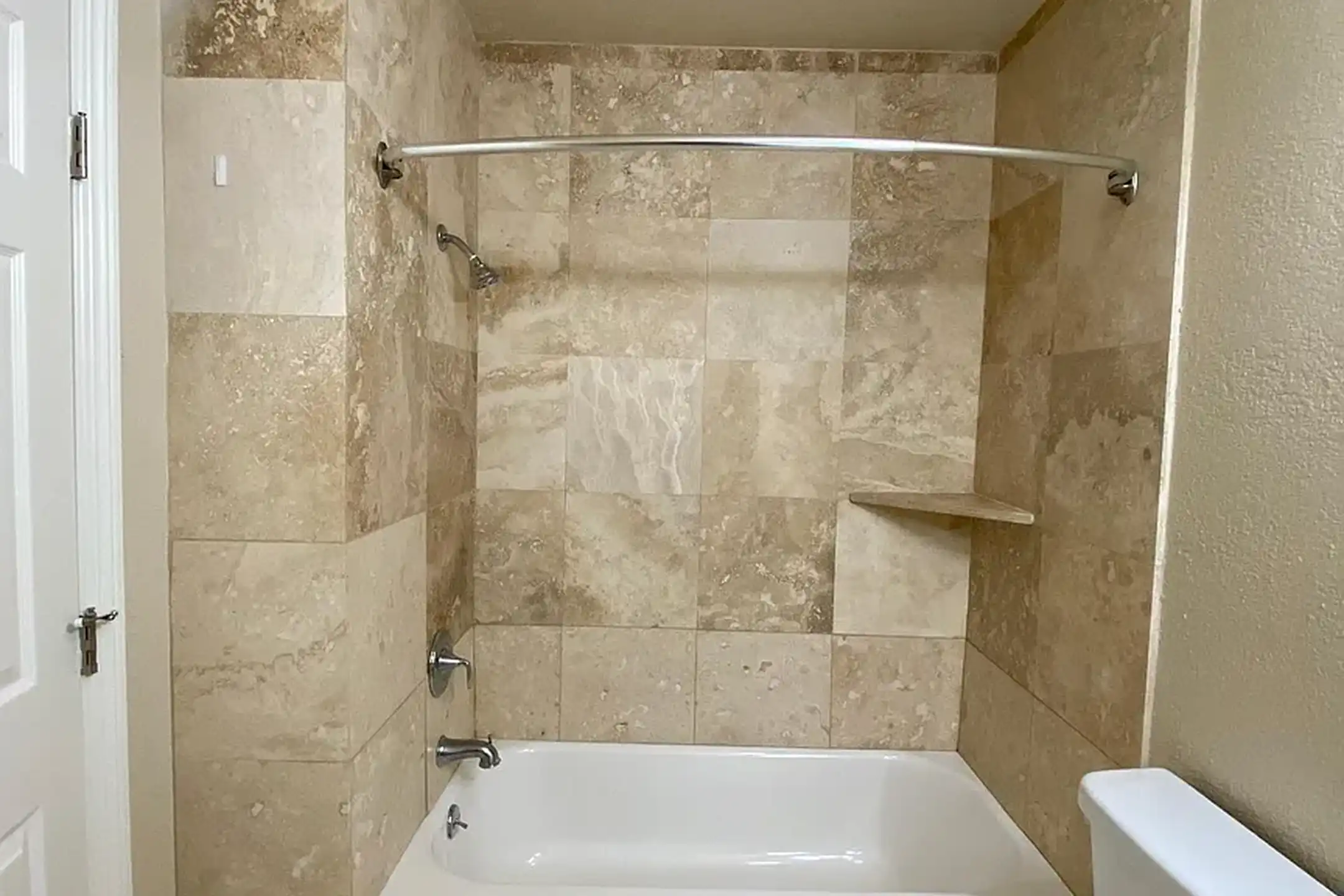 Almaden Plaza Apartments - San Jose, CA 95125 | ApartmentGuide.com