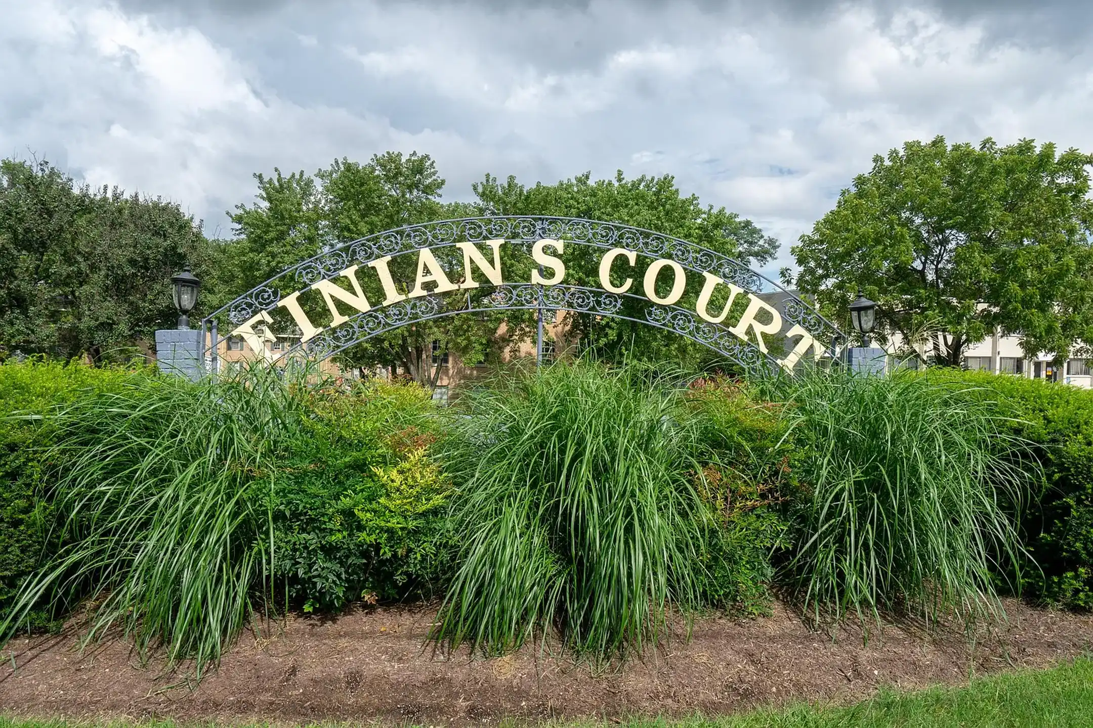 Finian's Court Apartments - Lanham, MD 20706 | ApartmentGuide.com