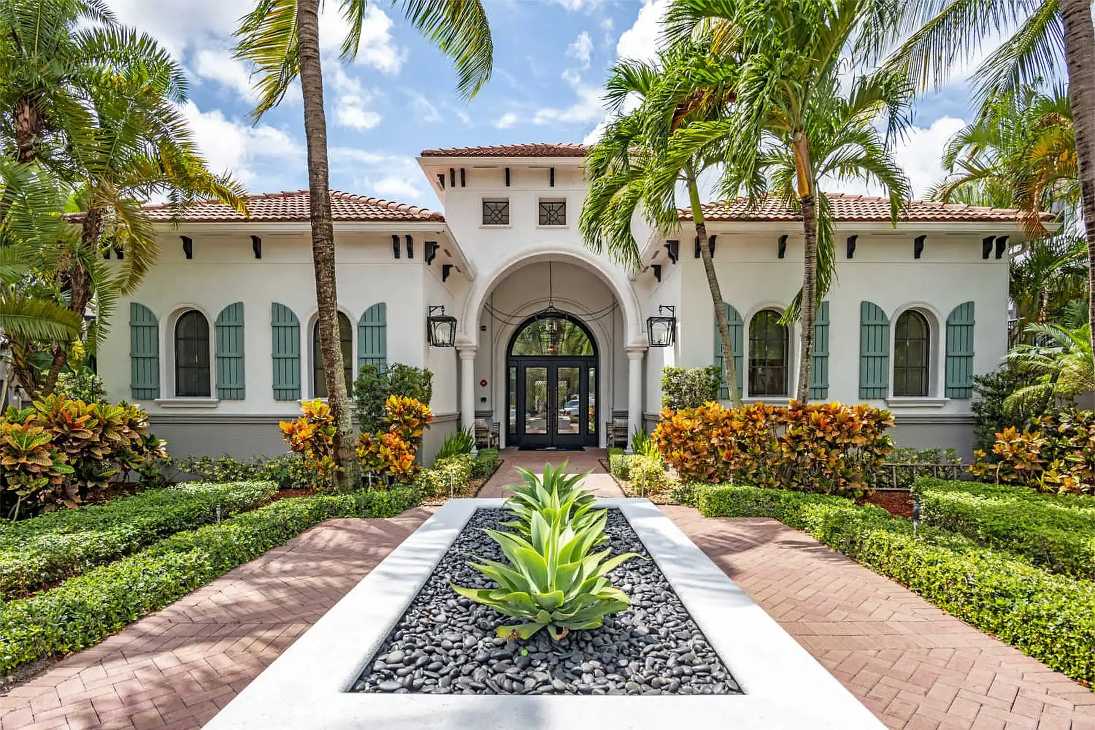 Avalia - Boca Raton, FL 33433 | ApartmentGuide.com