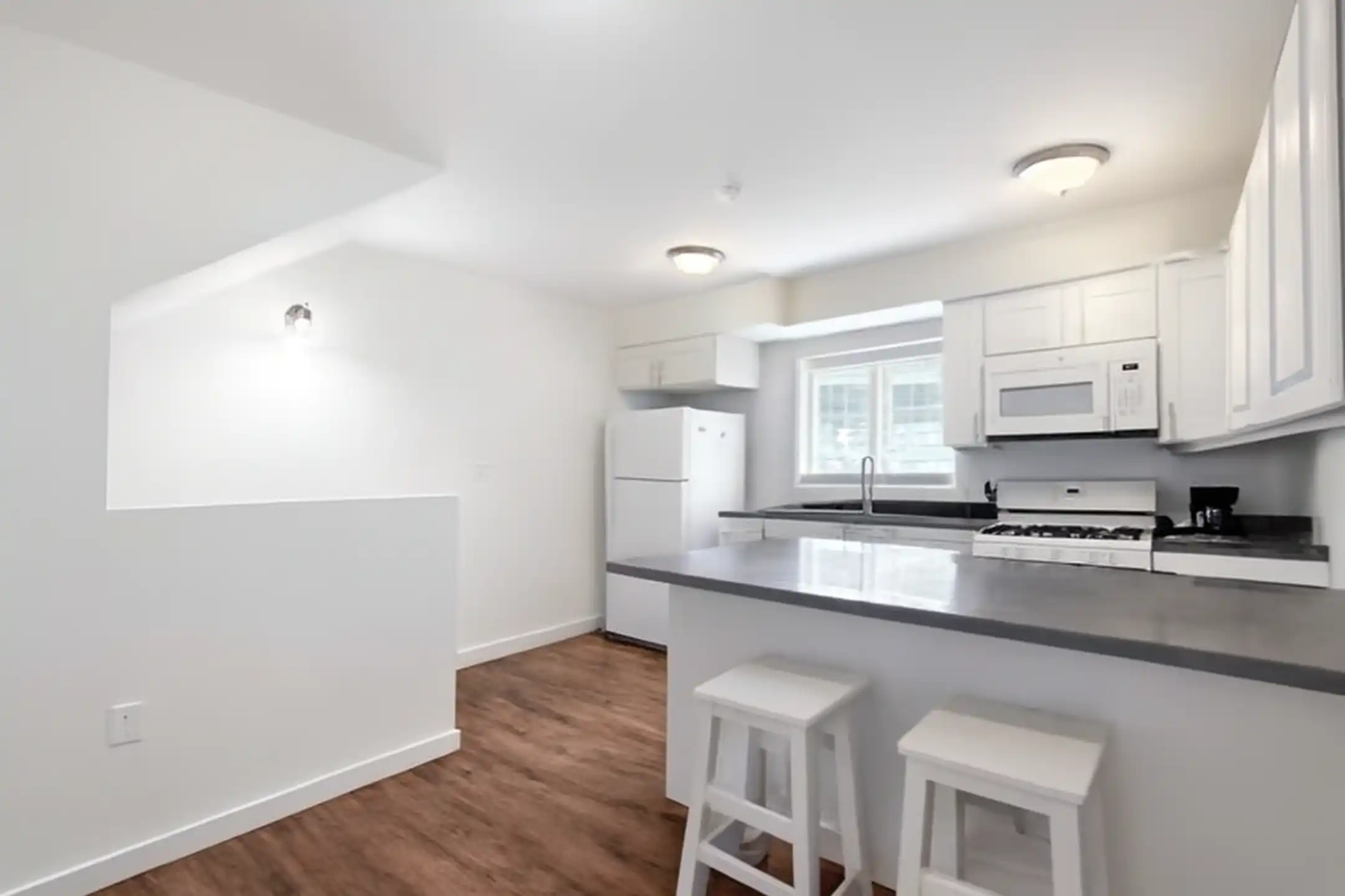 1252 W 37th Dr unit 1250 W 37th Dr - Room C - Los Angeles, CA 90007 ...
