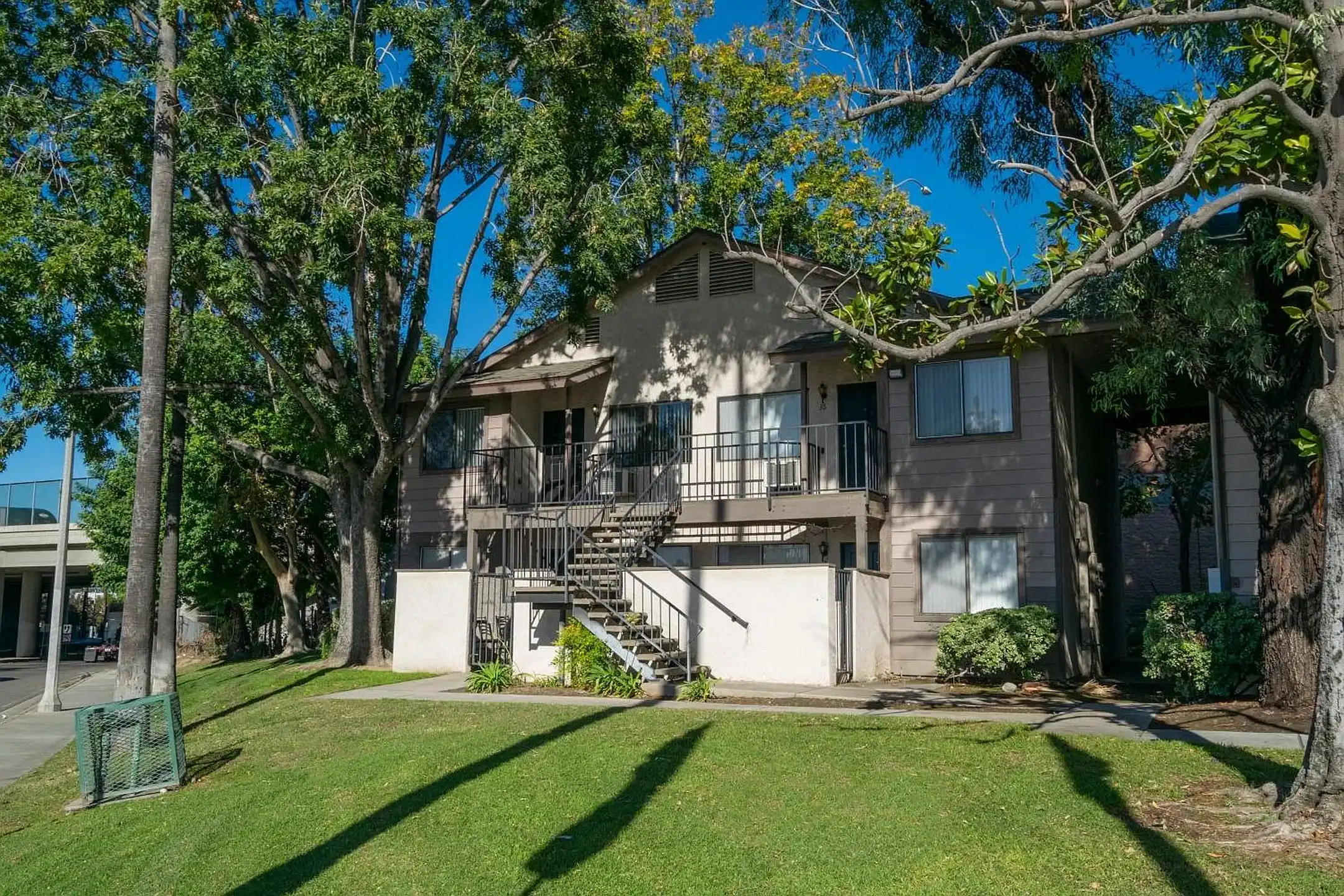 Summit Pointe - Riverside, CA 92507 | ApartmentGuide.com