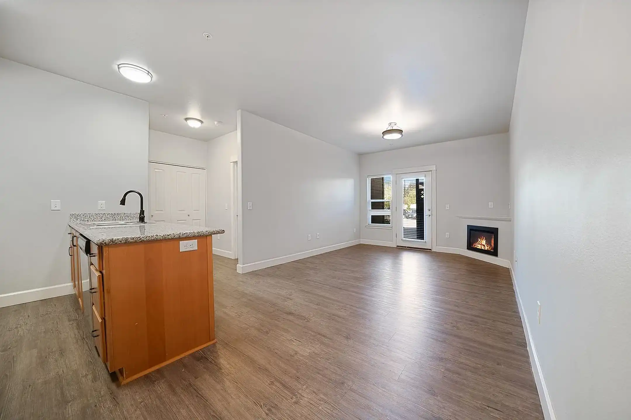 Webster Ridge Apartments - Gladstone, OR 97027 | ApartmentGuide.com