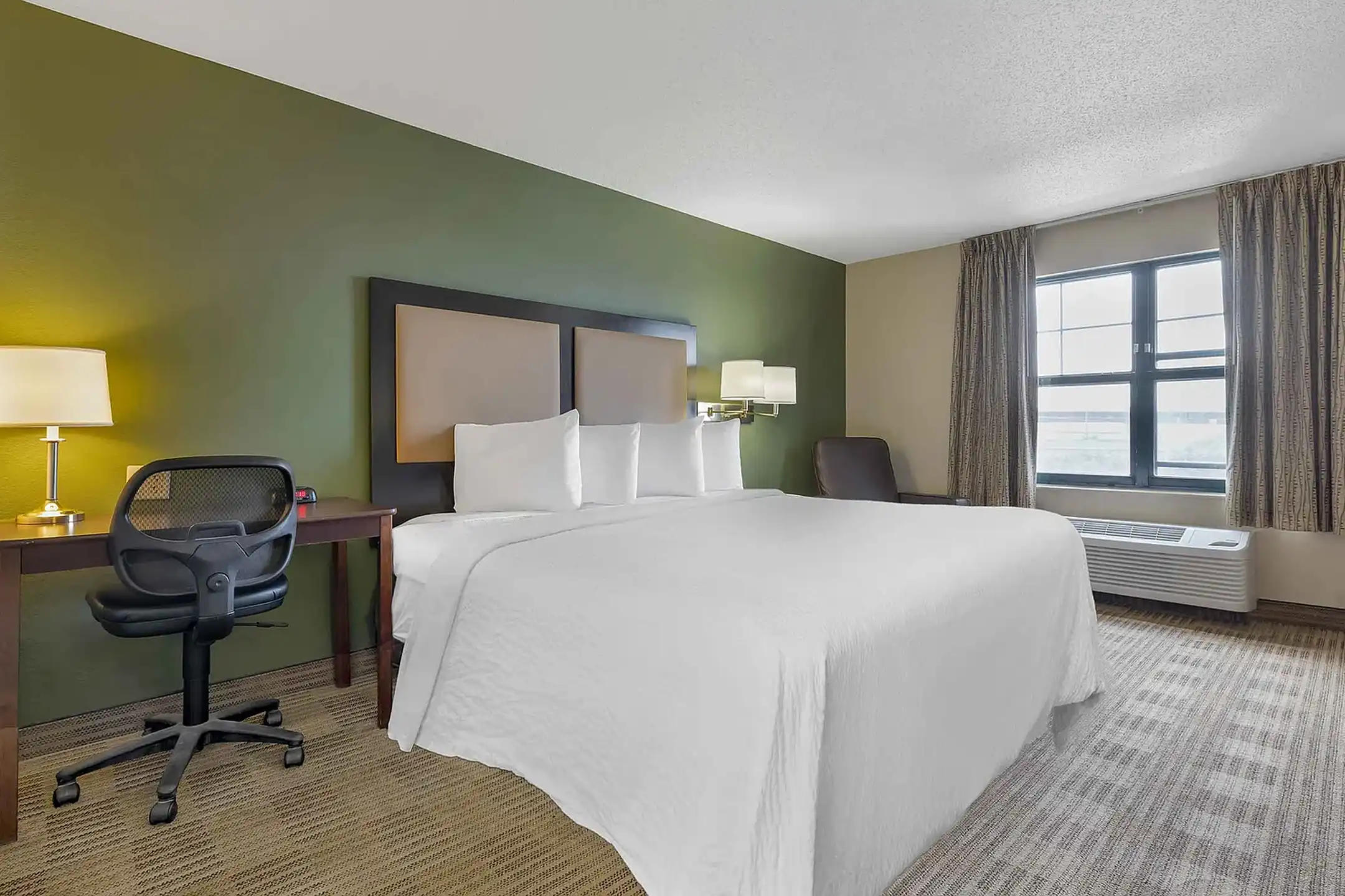 Chicago - Burr Ridge - Burr Ridge, IL 60527 | ApartmentGuide.com