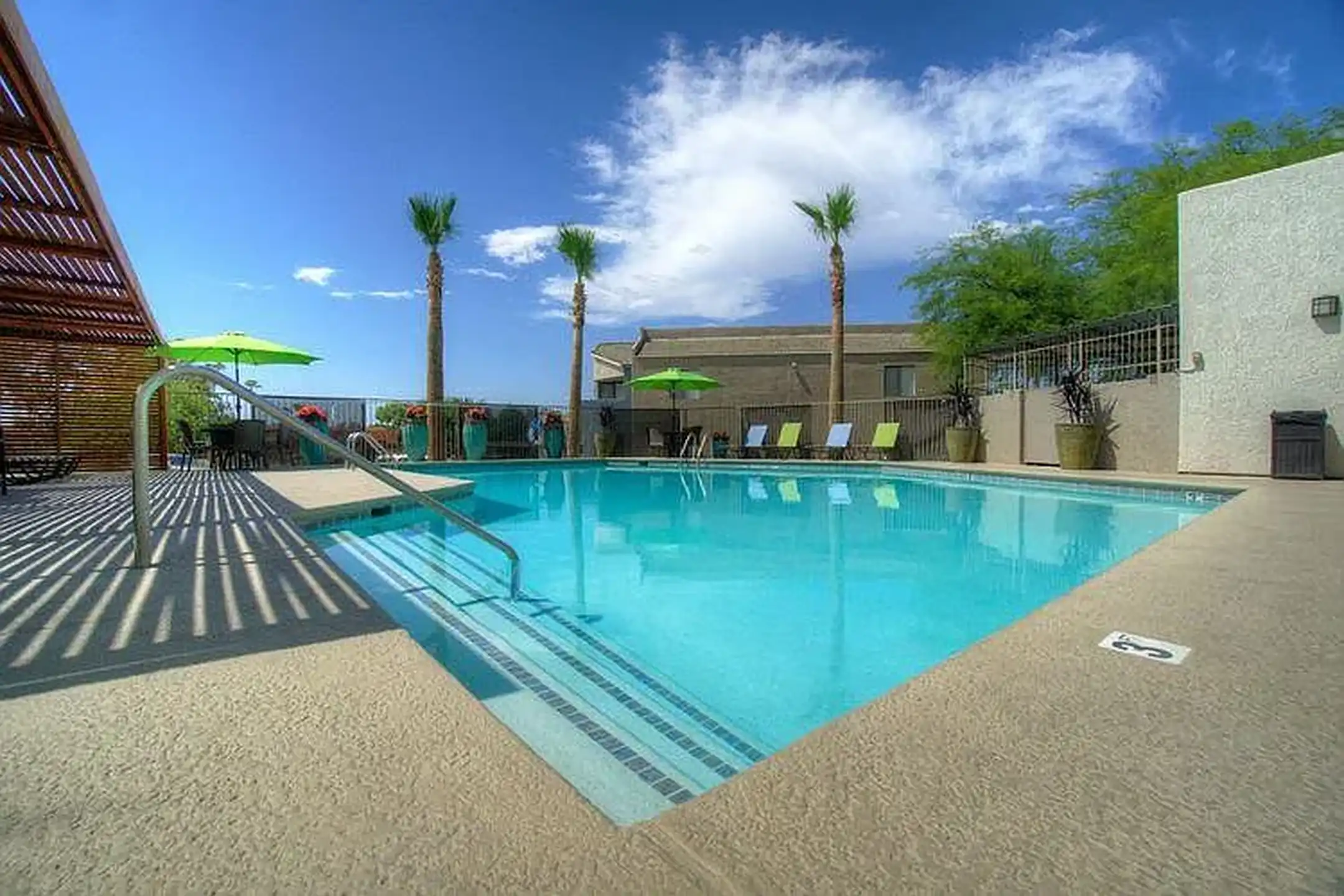 Domain 3201 - Tucson, AZ 85741 | ApartmentGuide.com