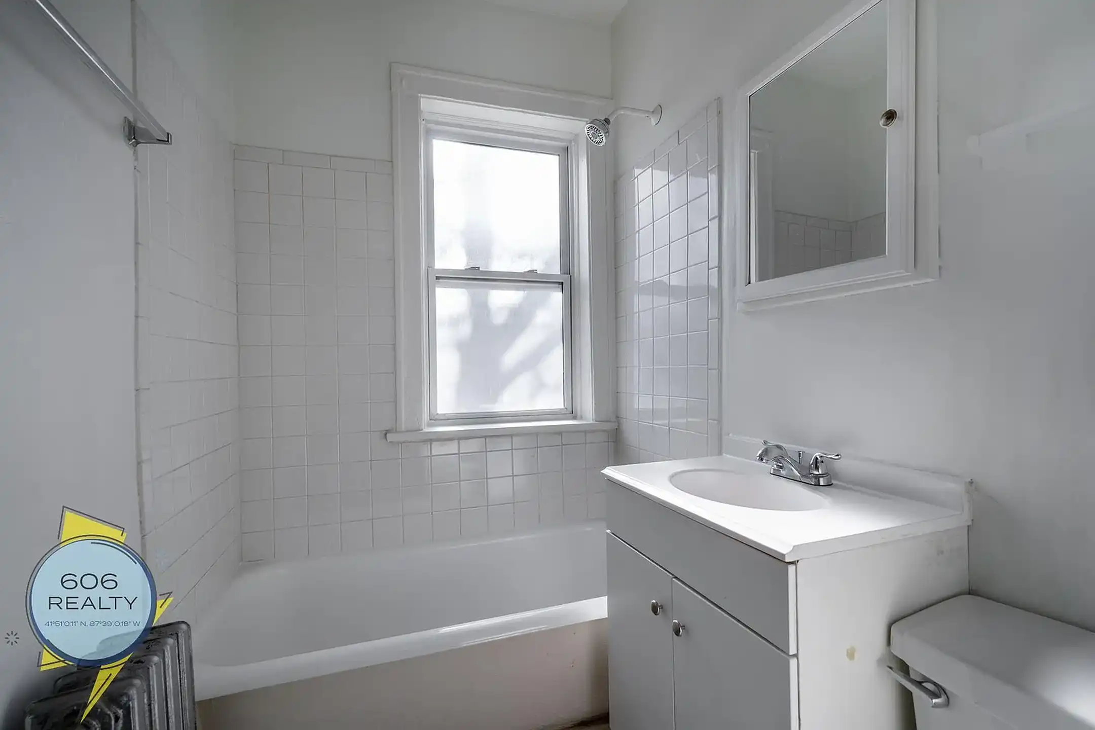Albany Park Apartments - 4901 Christiana - Chicago, IL 60625 ...