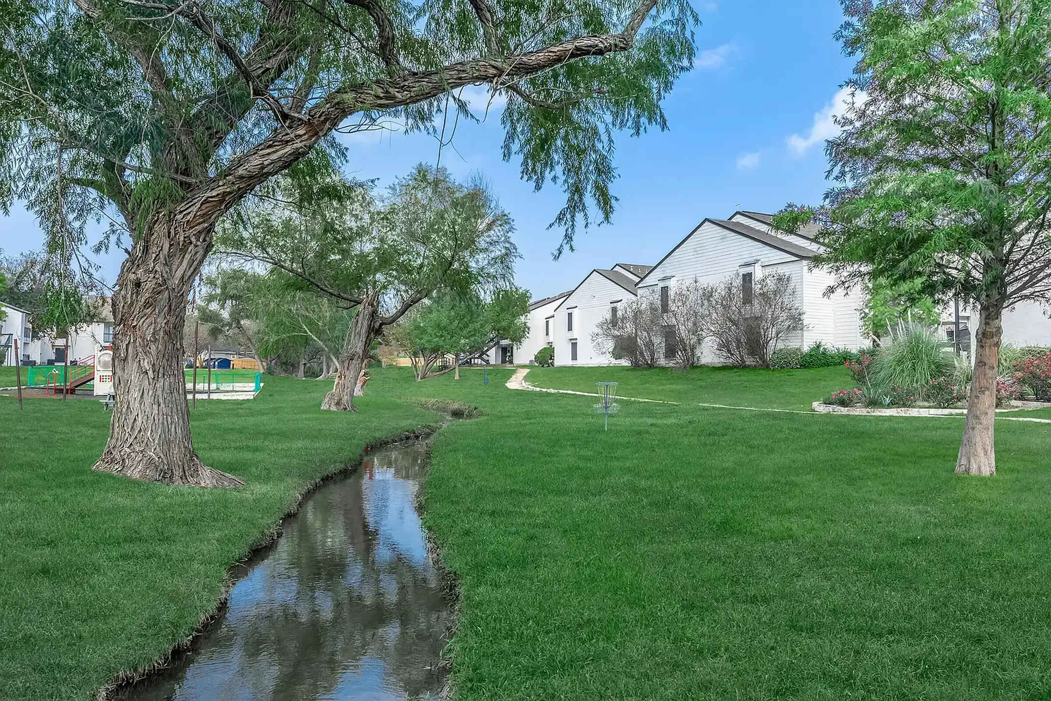 Aviva at North Plaza - Austin, TX 78753 | ApartmentGuide.com