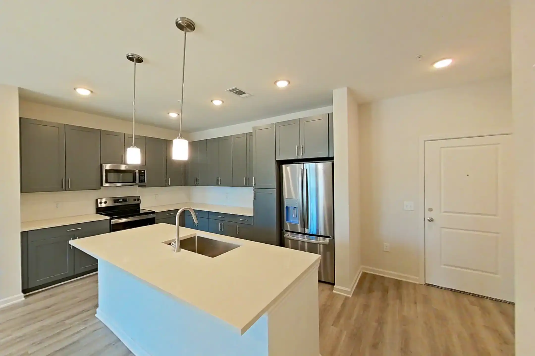 Reverie Belmont - Belmont, NC 28012 | ApartmentGuide.com