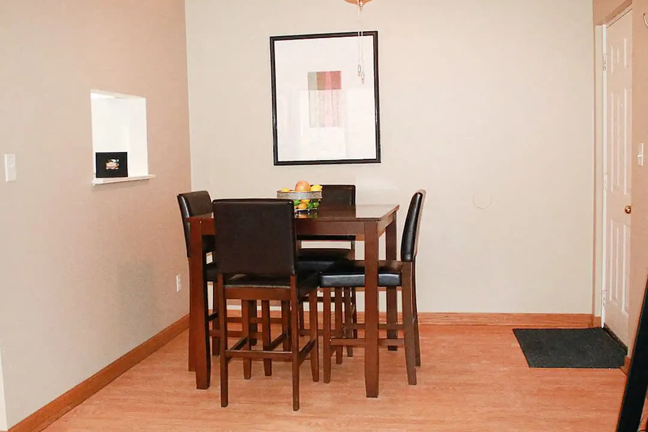 The Gates of Rochester - Rochester, MN 55901 | ApartmentGuide.com