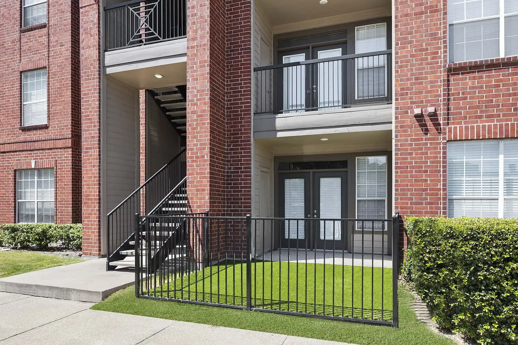Camden Addison - Addison, TX 75001 | ApartmentGuide.com