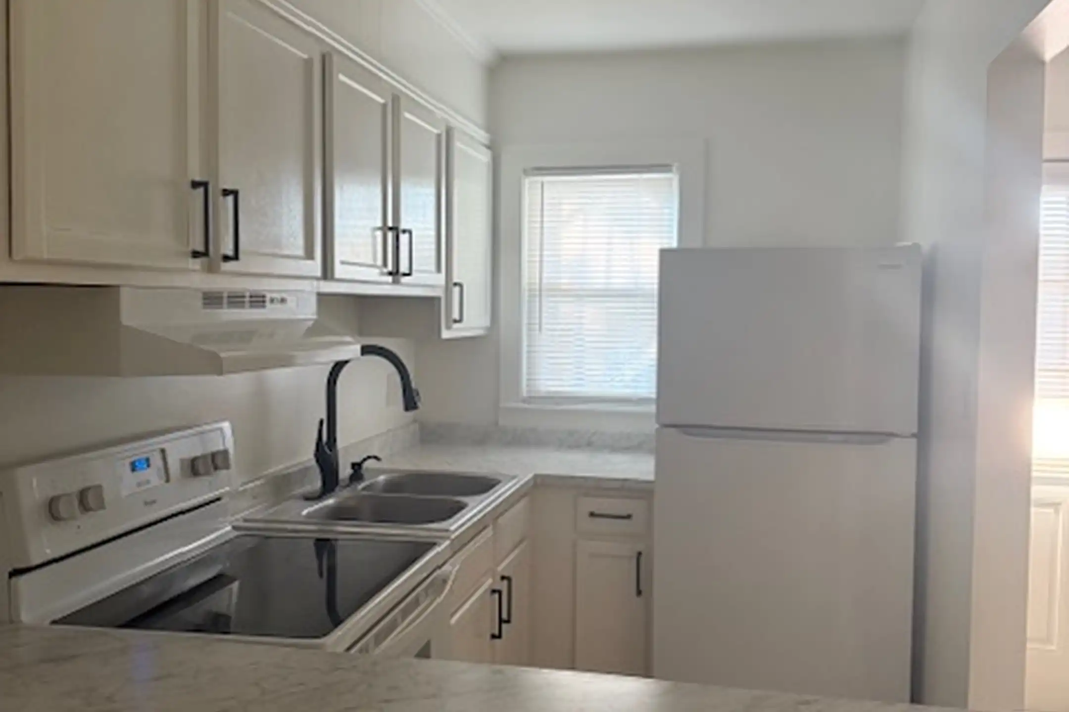 415 Union St unit 3 - Salem, VA 24153 | ApartmentGuide.com