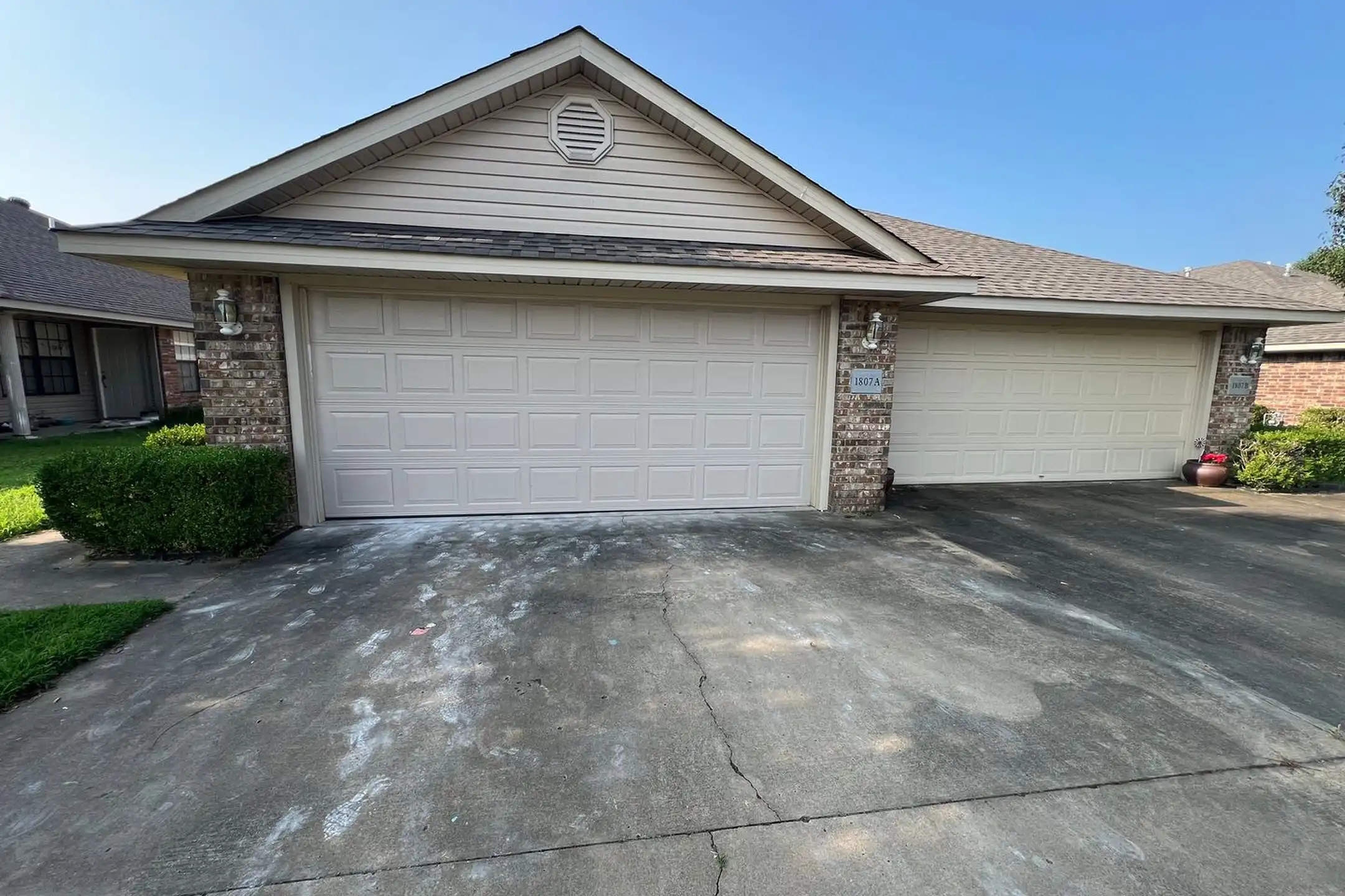 1807 Ingalls Ln unit A - Alma, AR 72921 | ApartmentGuide.com