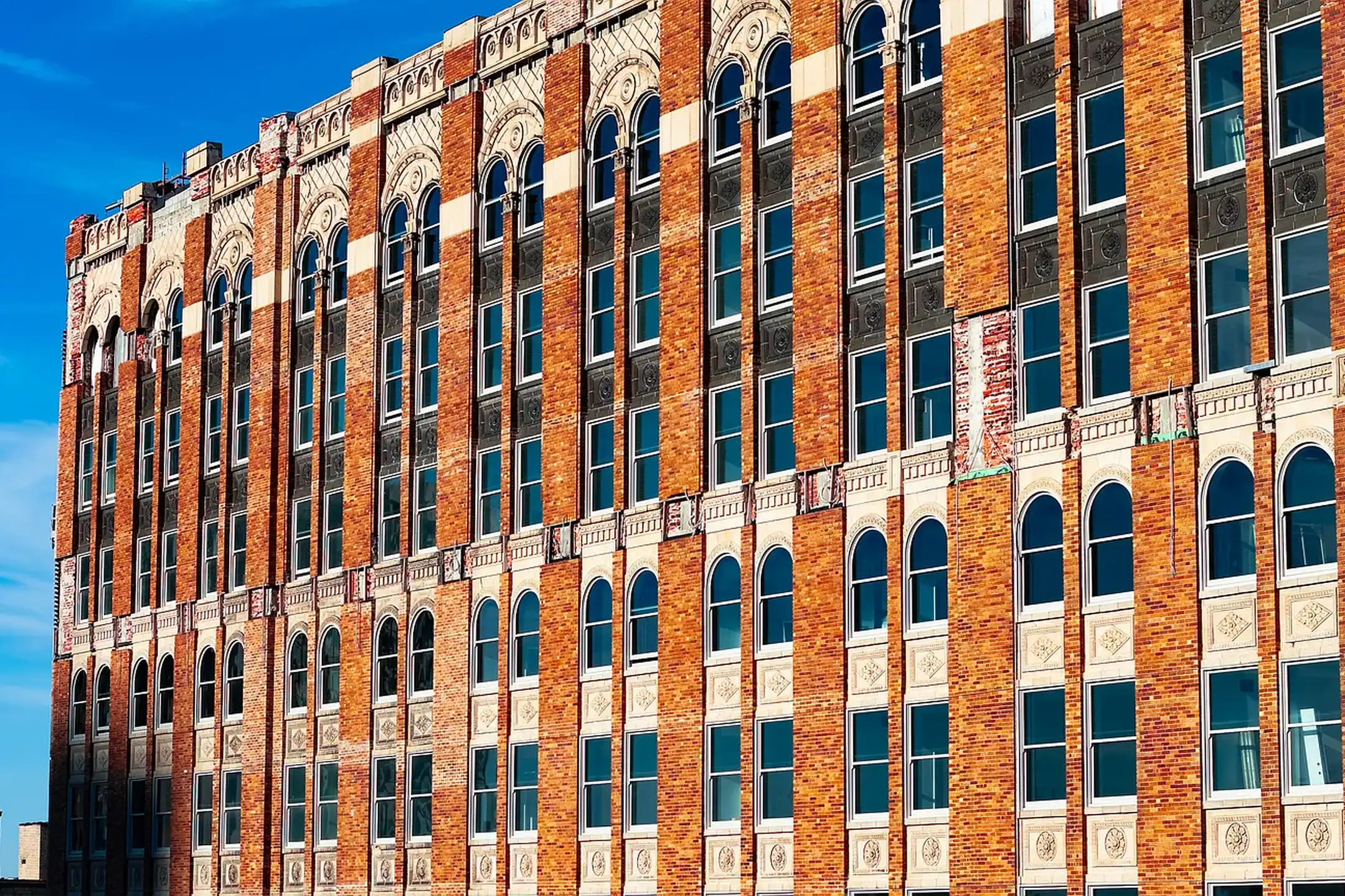 Residences at 150 Bagley - Detroit, MI 48226 | ApartmentGuide.com