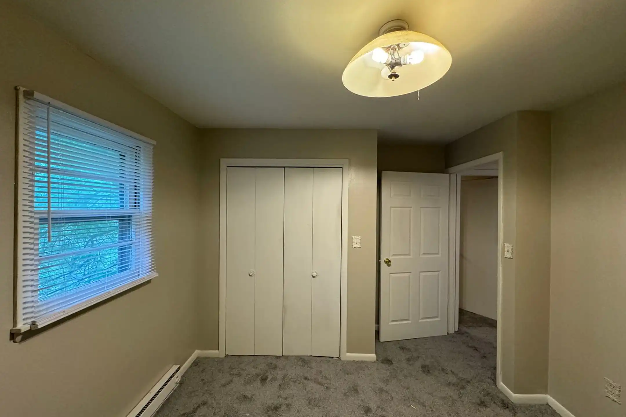 204 W Jefferson St unit Apt. 2B - Anna, IL 62906 | ApartmentGuide.com