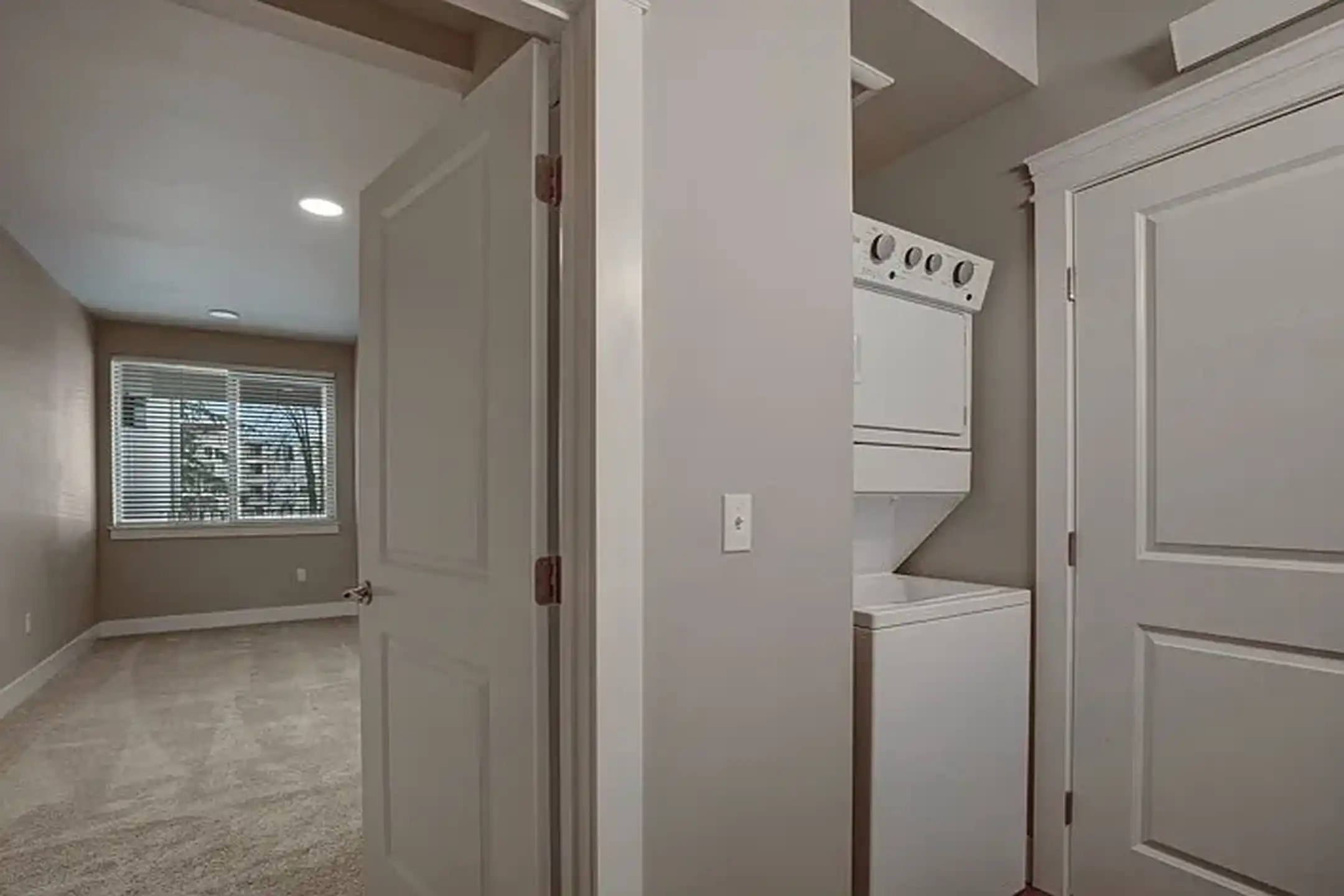 Toscana Apartment Homes - Lacey, WA 98516 | ApartmentGuide.com