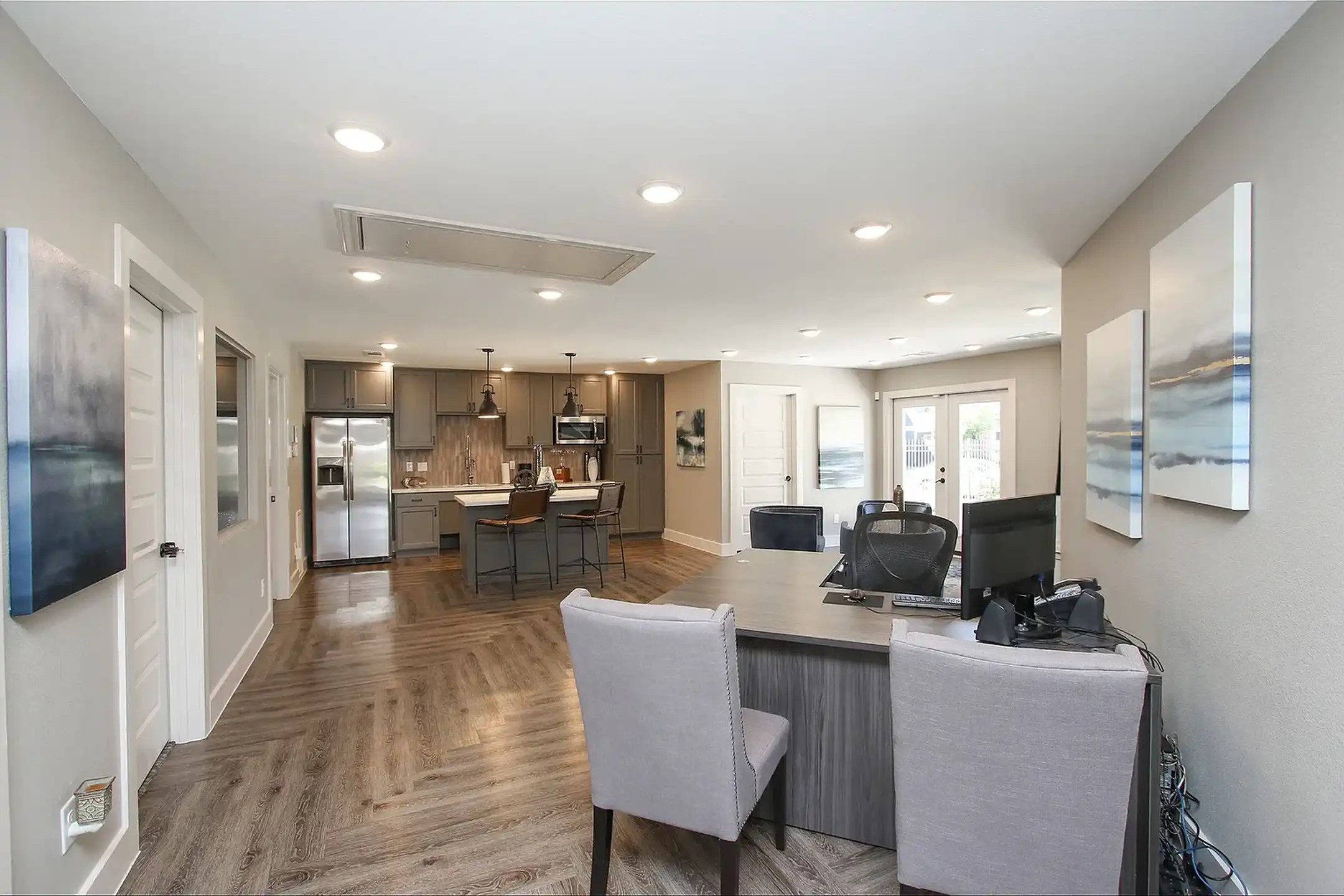 Barringer Square - Webster, TX 77598 | ApartmentGuide.com