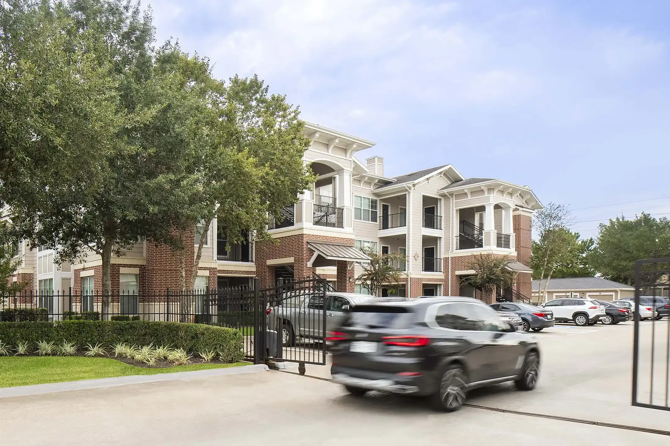 Camden Grand Harbor - Katy, TX 77494 | ApartmentGuide.com