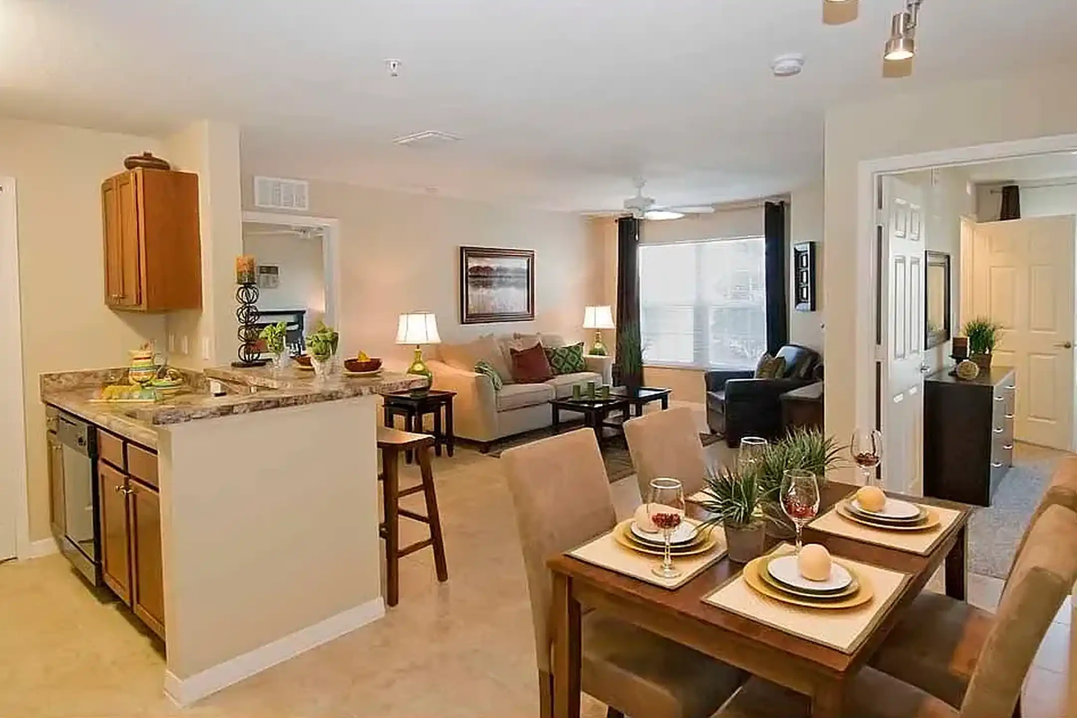 Cross Creek Apartments Tampa