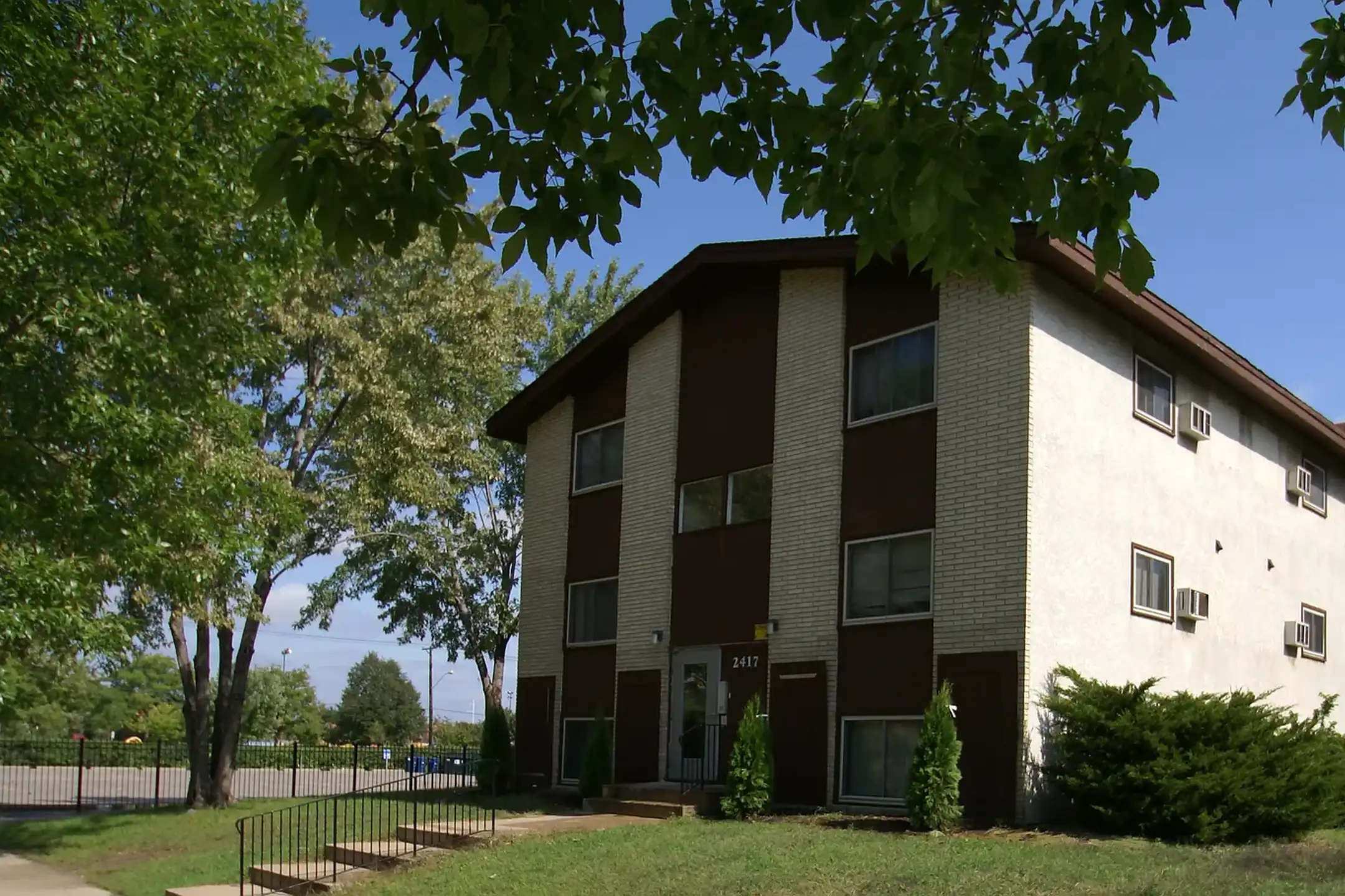 Phillips Park Apartments - Minneapolis, MN 55404 | ApartmentGuide.com