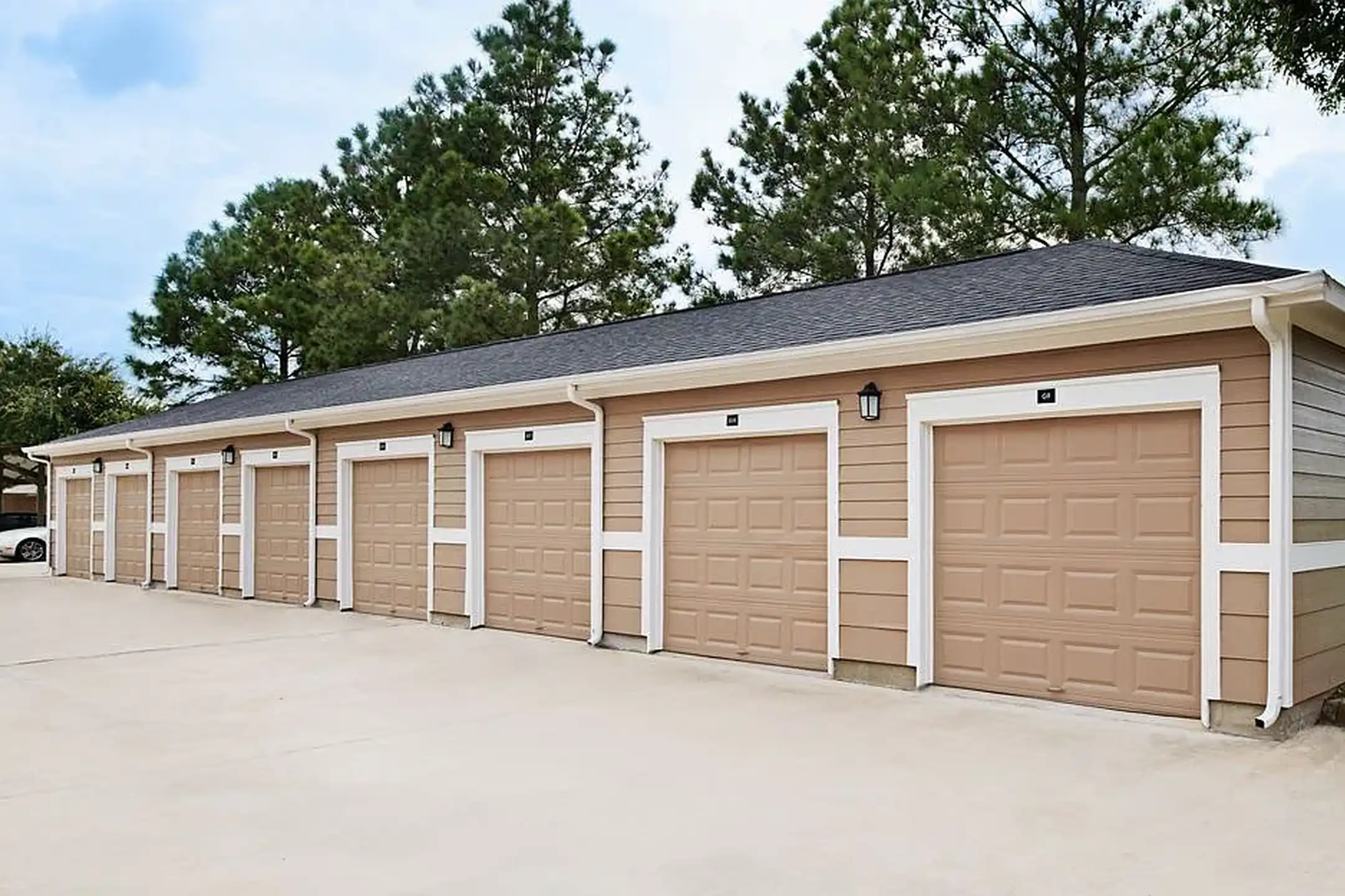 Camden Grand Harbor - Katy, TX 77494 | ApartmentGuide.com