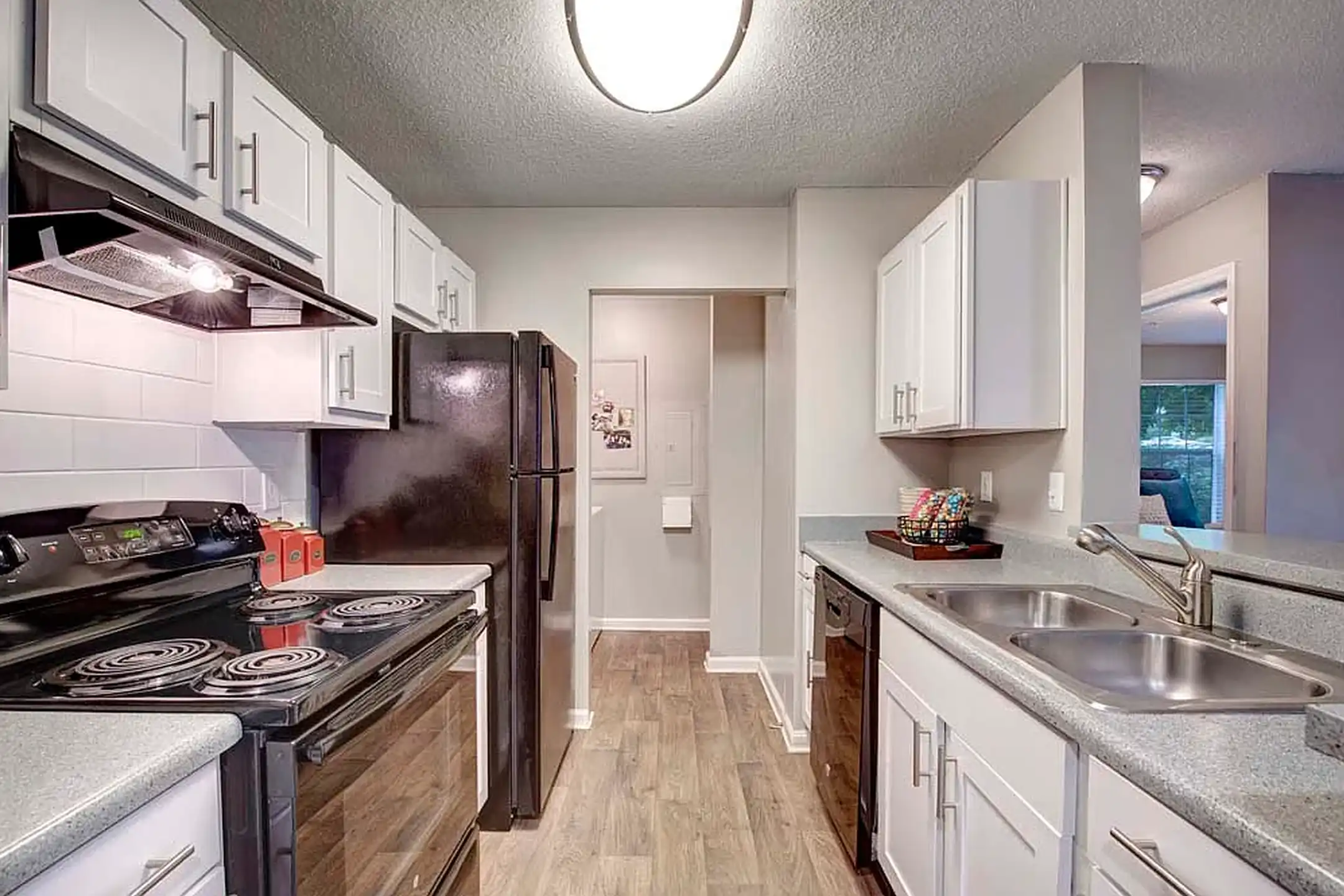 200 Braehill Apartments - Winston-Salem, NC 27104 | ApartmentGuide.com