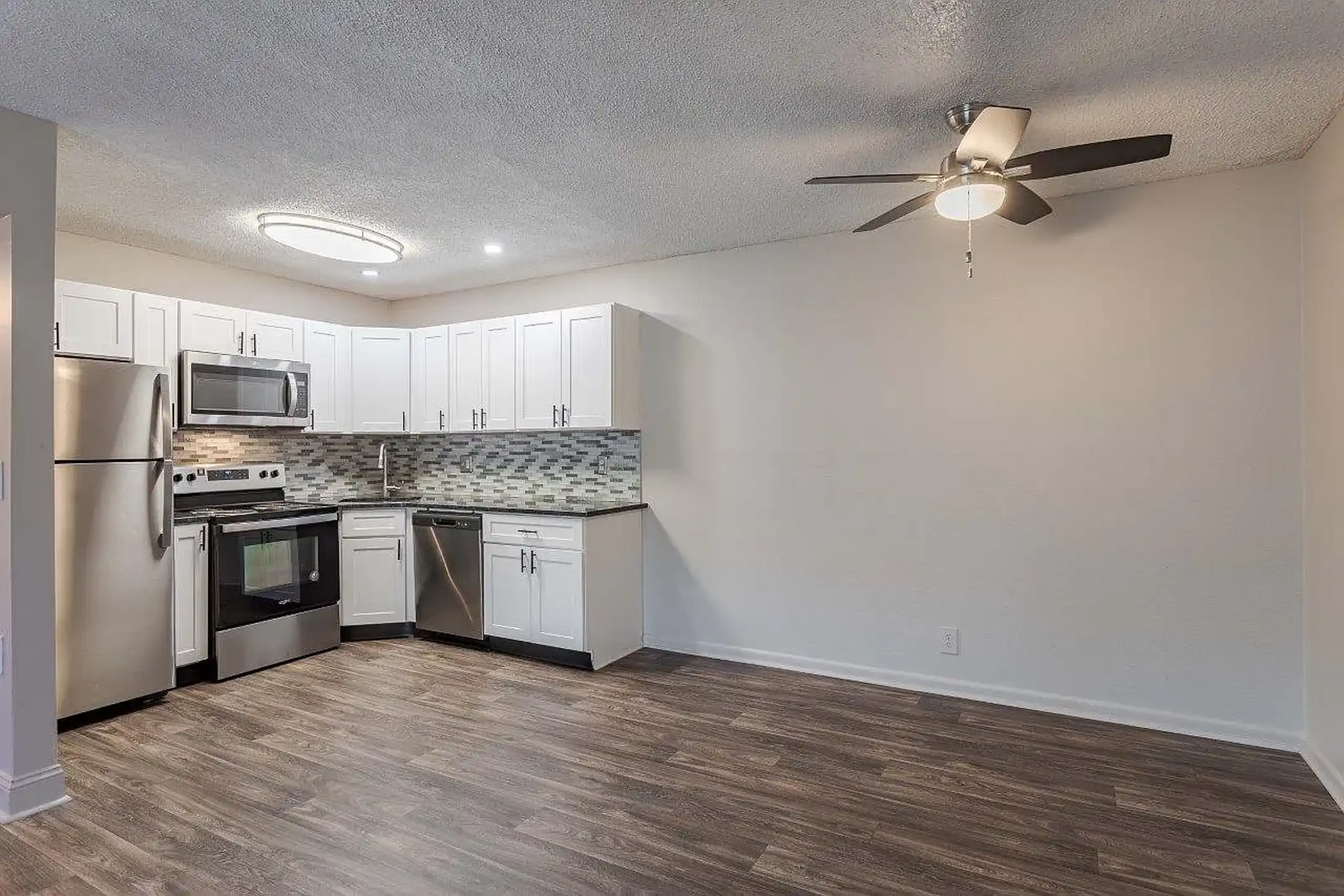 The Residences at Stonebrook Apartment Homes - Nashville, TN 37211 ...