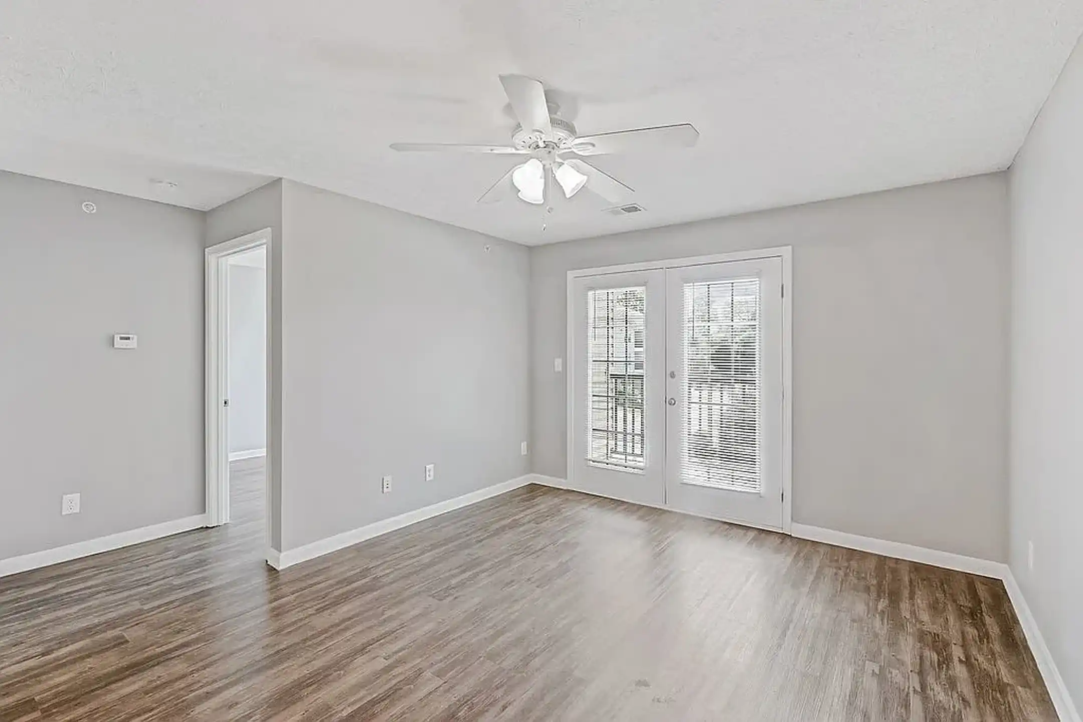 Maple Brook Apartments - Louisville, KY 40241 | ApartmentGuide.com