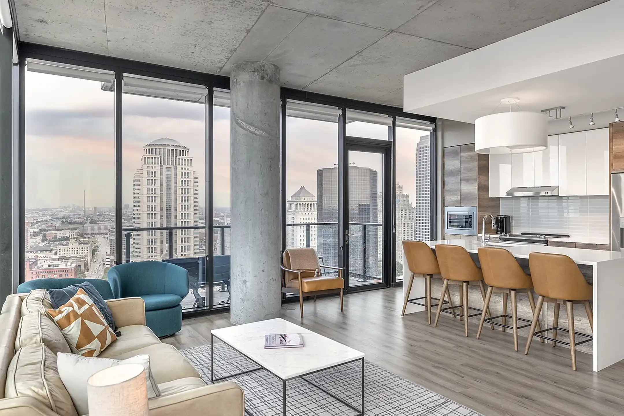 One Cardinal Way - Saint Louis, MO 63102 | ApartmentGuide.com