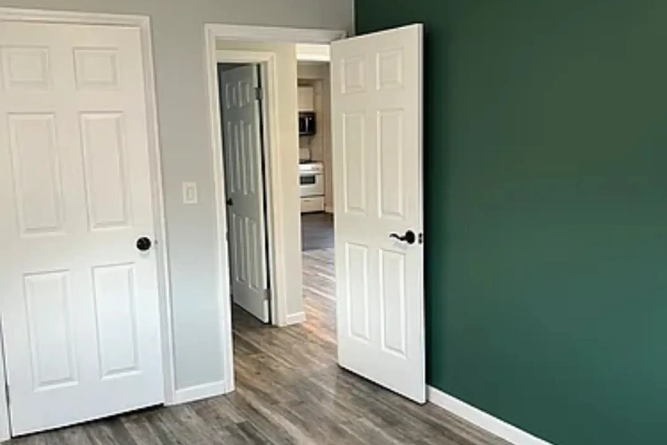 217 Wagaraw Rd unit 2F - Hawthorne, NJ 07506 | ApartmentGuide.com