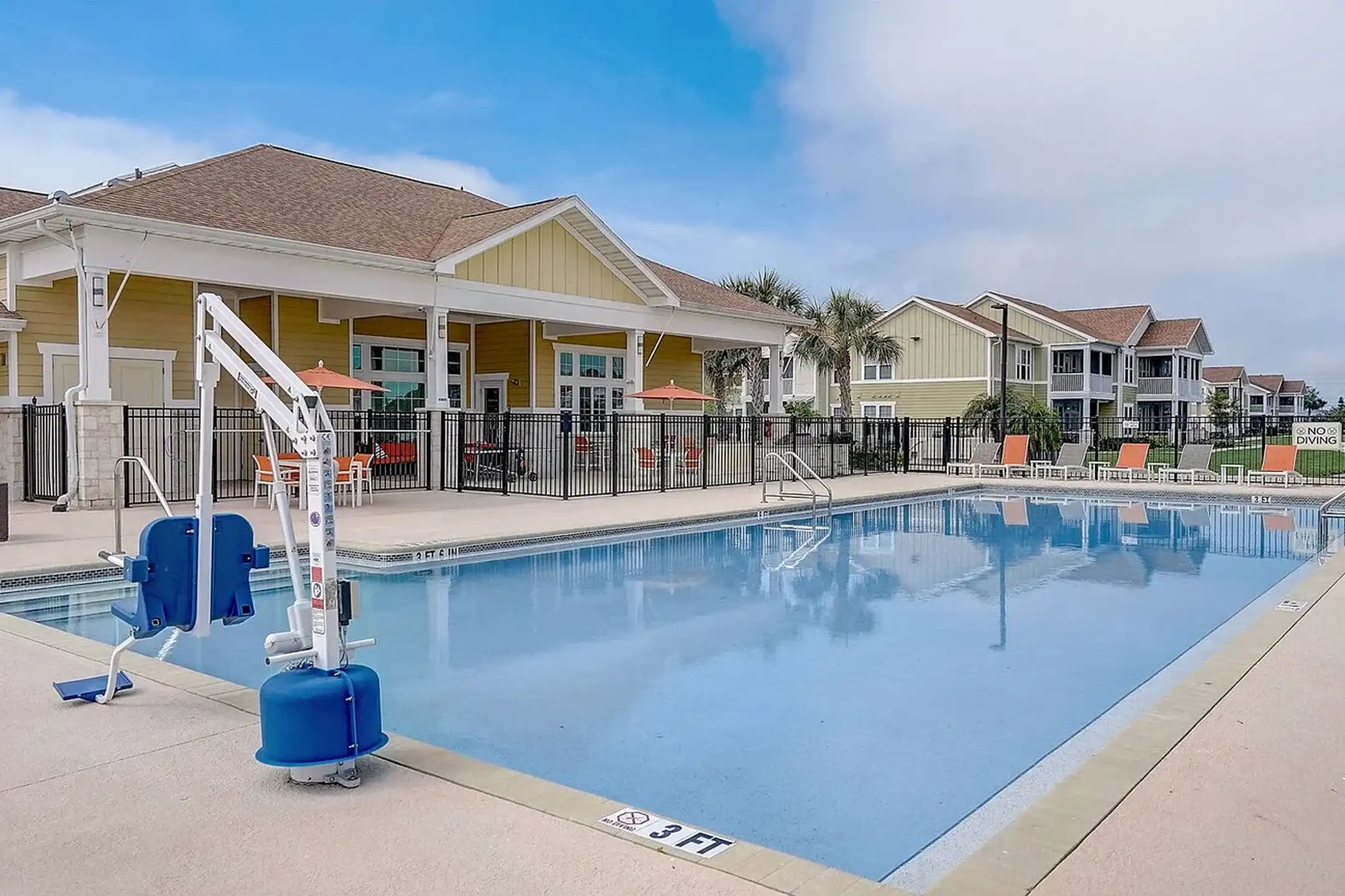 Springs At Port Charlotte - Port Charlotte, FL 33954 | ApartmentGuide.com