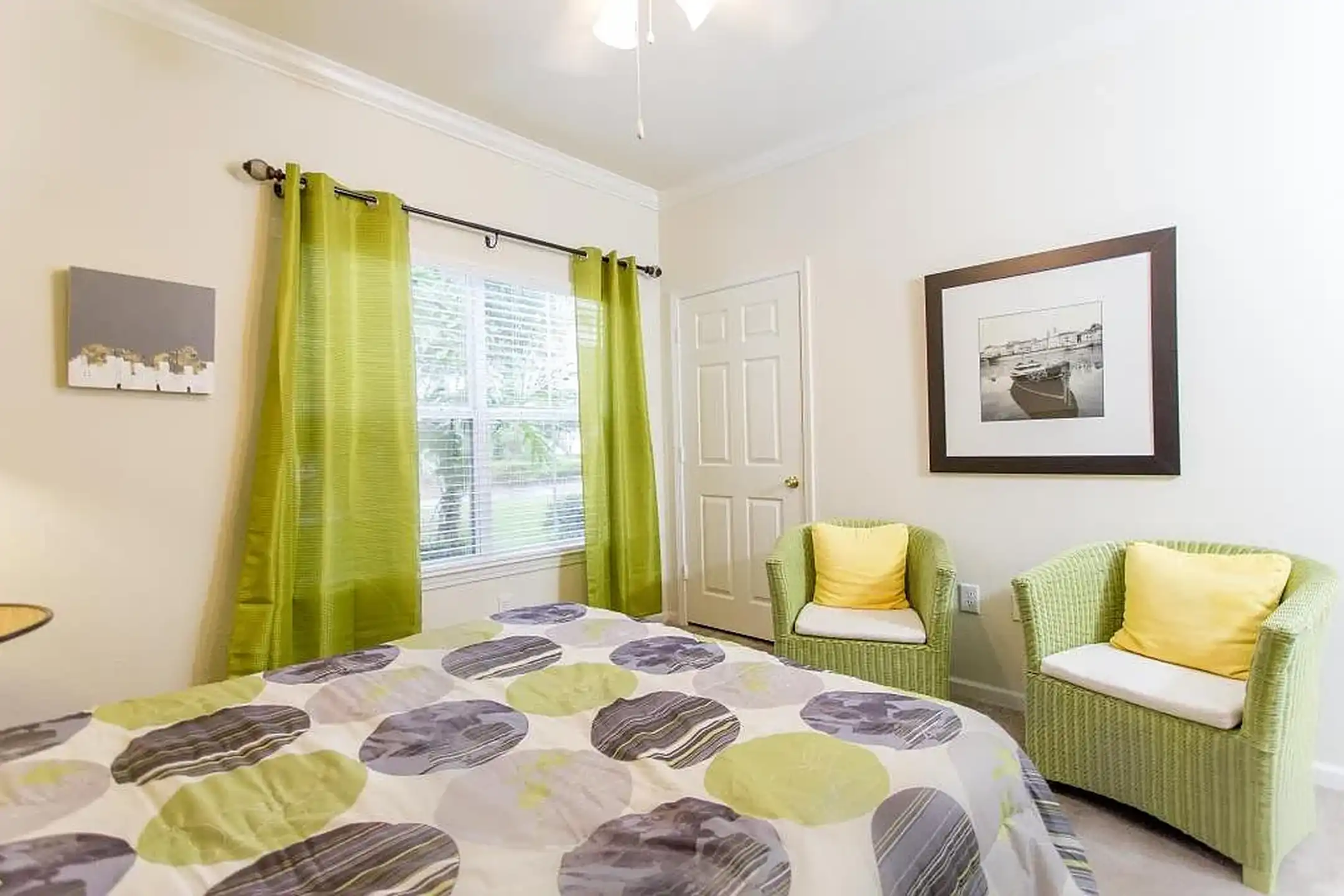 WINDSOR CLUB AT SEVEN OAKS - Wesley Chapel, FL 33544 | ApartmentGuide.com