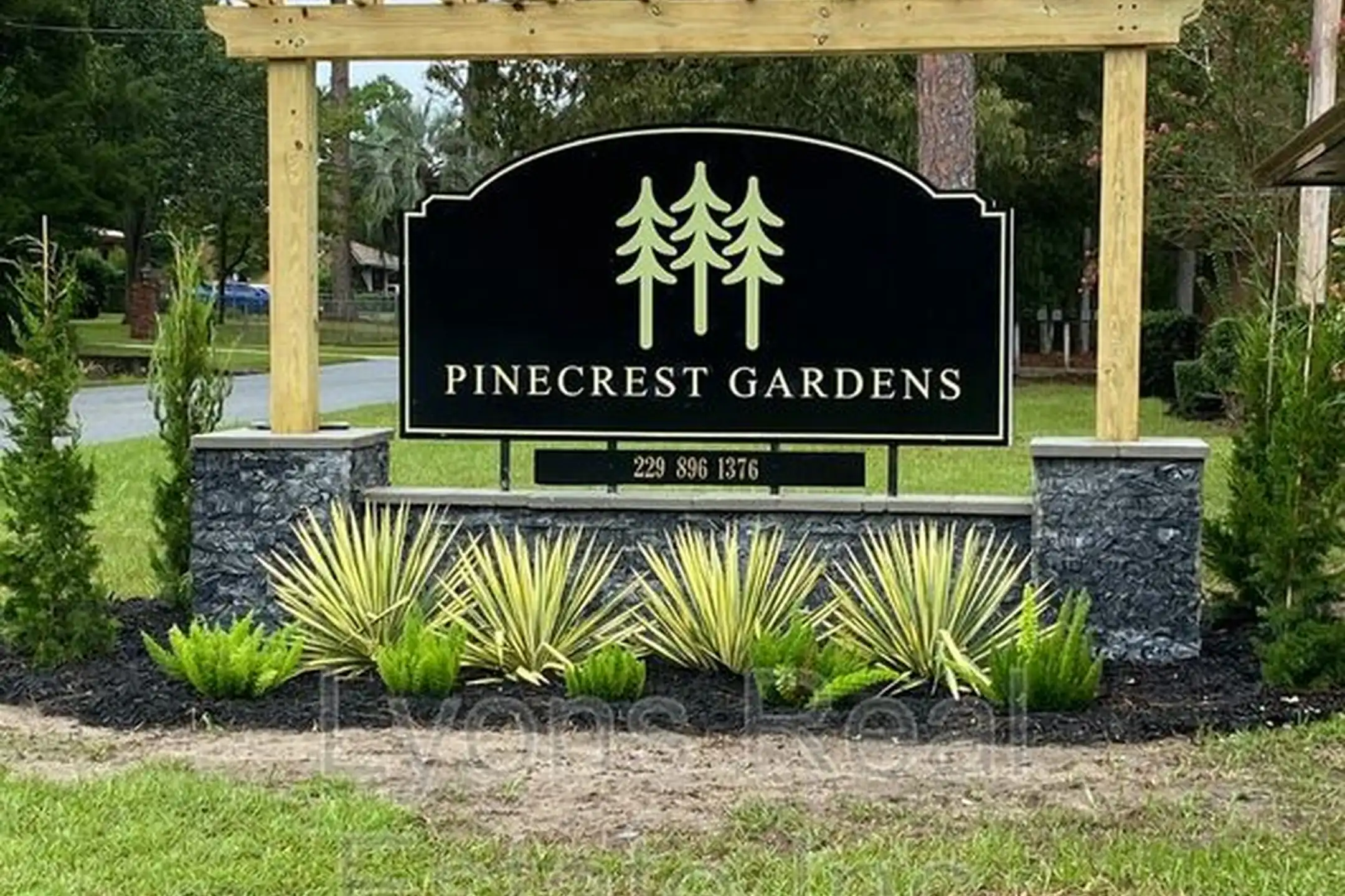 1102 S Gordon Ave - Adel, GA 31620 | ApartmentGuide.com