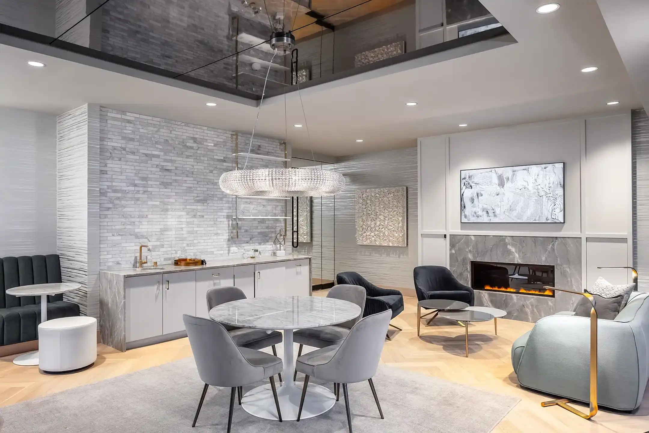 365 Nicollet - Minneapolis, MN 55401 | ApartmentGuide.com