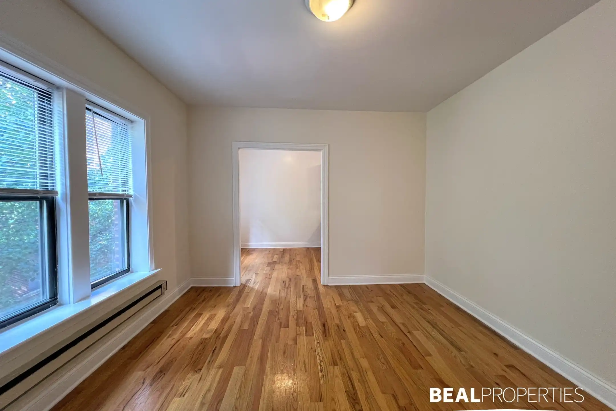 3829 N Fremont St unit 3823.5-E2 - Chicago, IL 60613 | ApartmentGuide.com