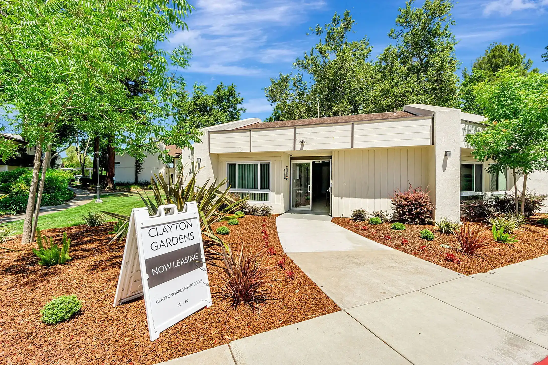 Clayton Gardens - Concord, CA 94521 | ApartmentGuide.com