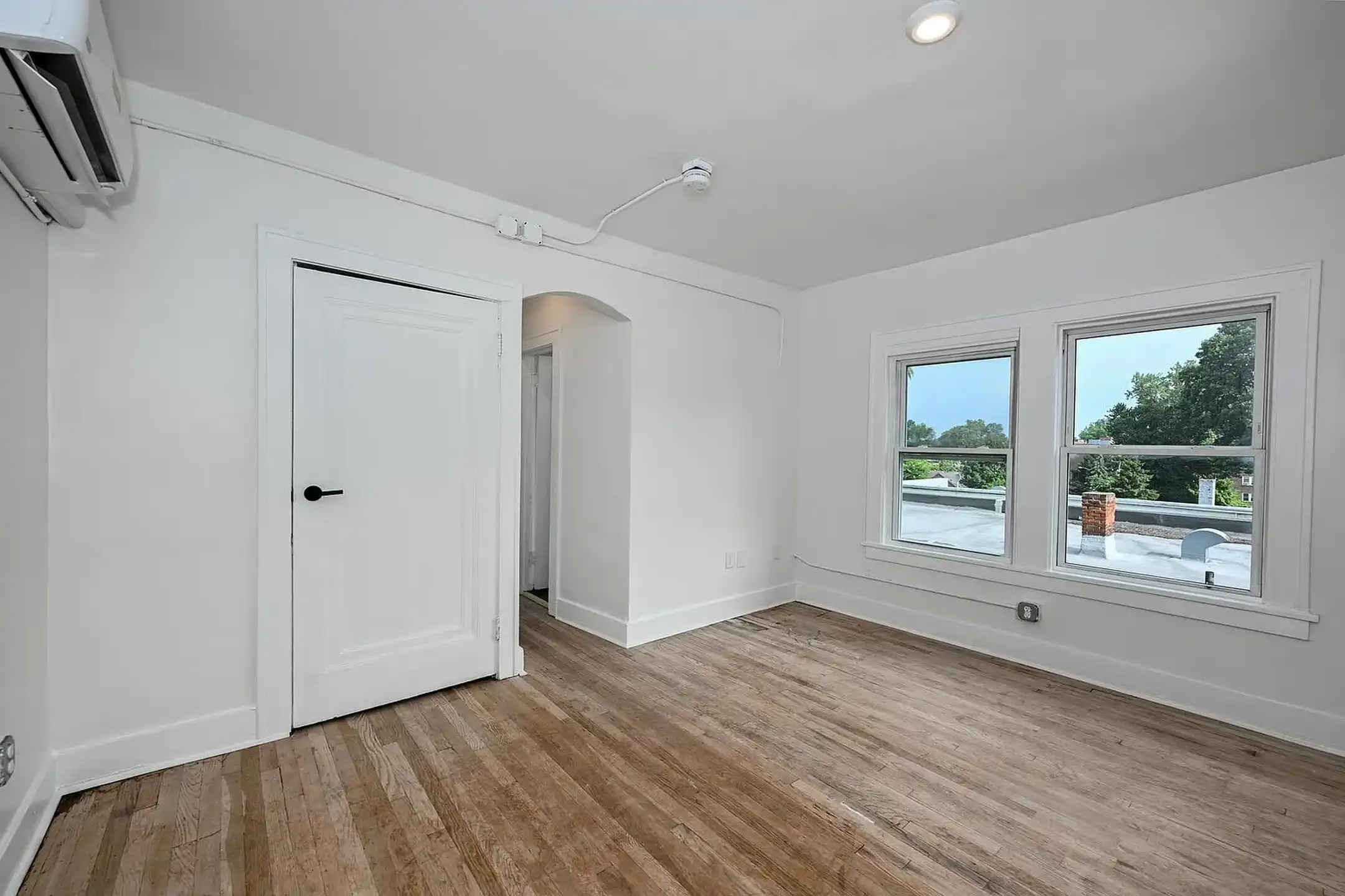 Detroit 83 - Cleveland, OH 44102 | ApartmentGuide.com
