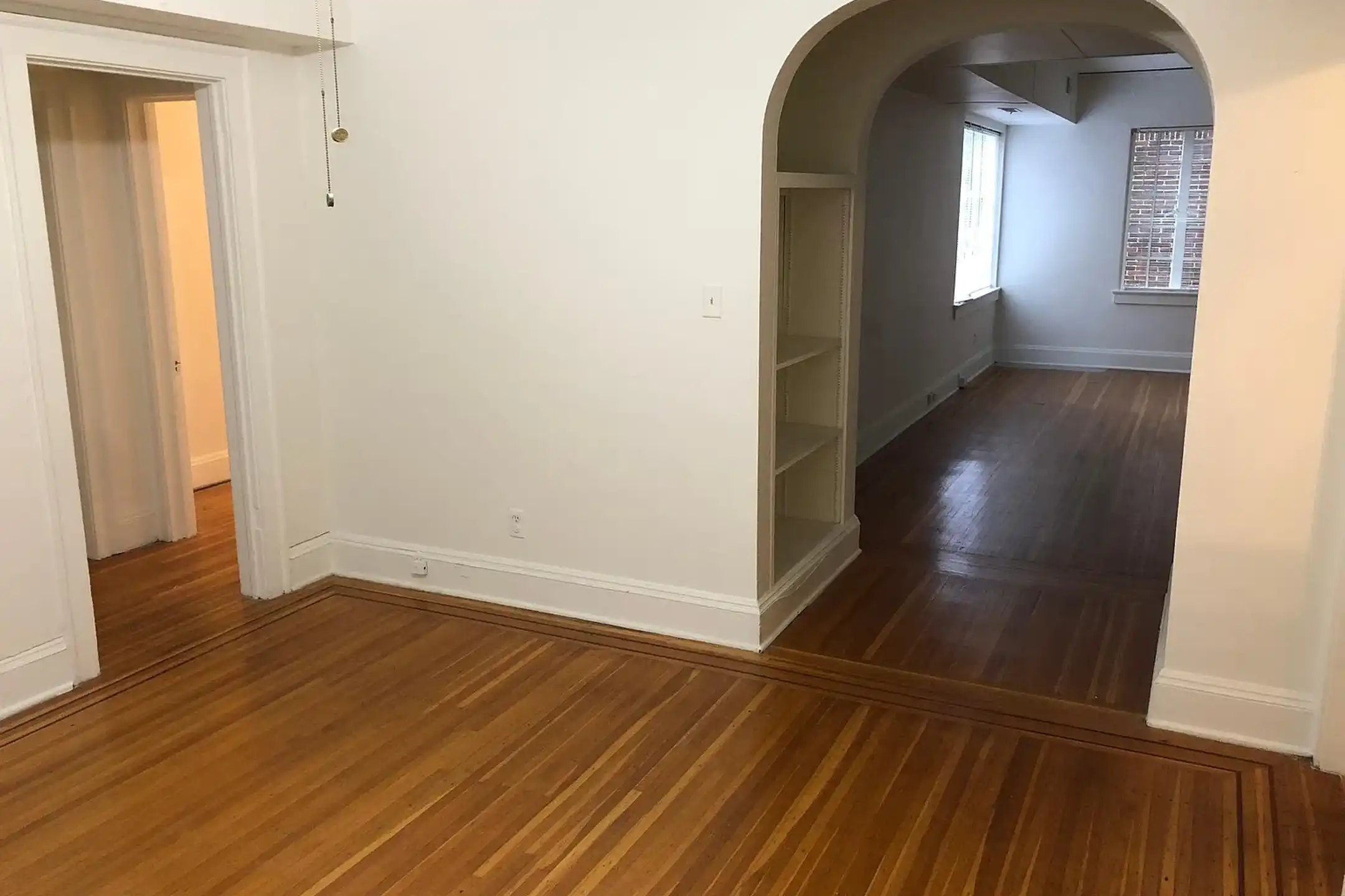 Baringer Manor - Louisville, KY 40204 | ApartmentGuide.com